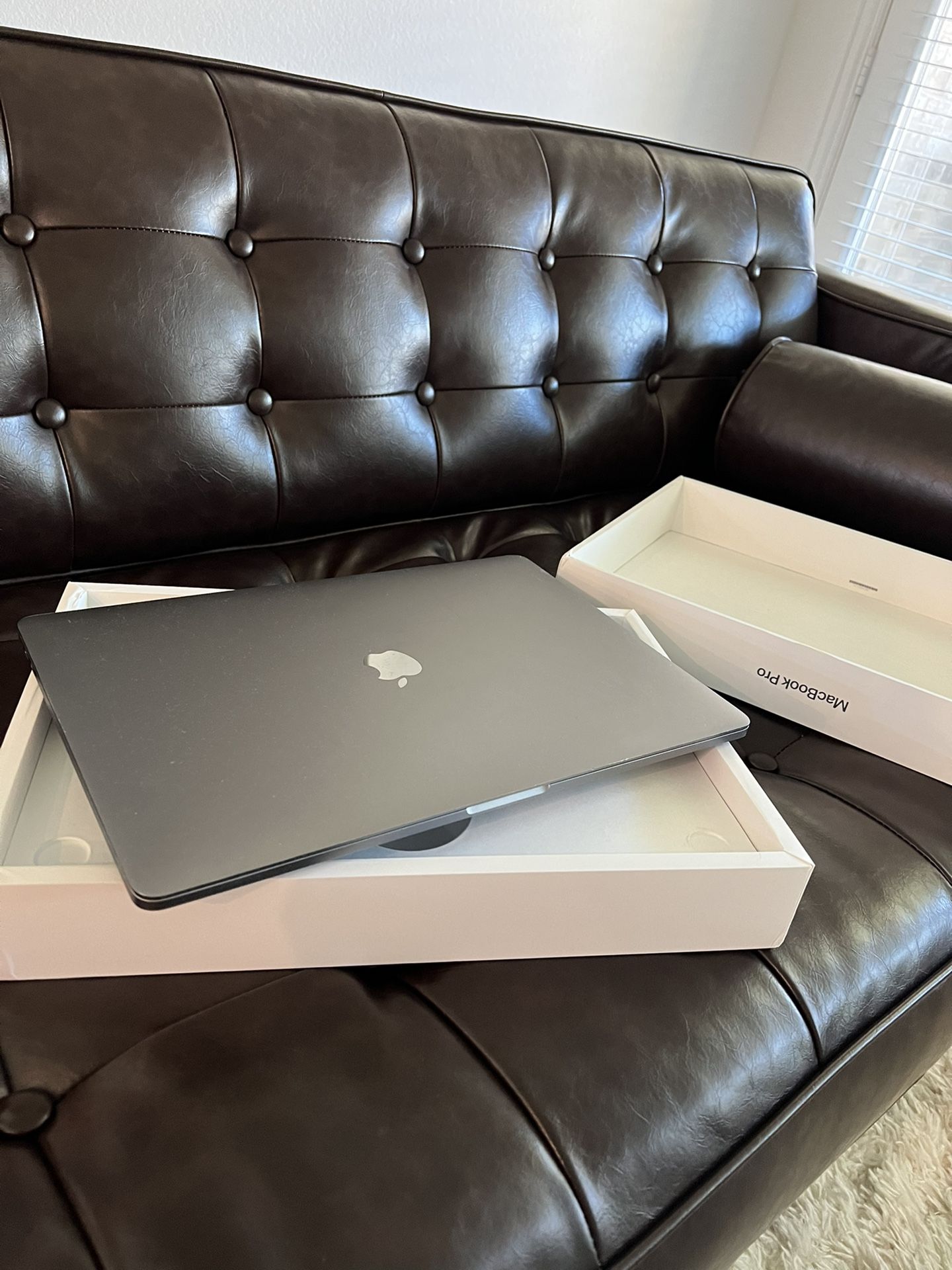 2018 15” MacBook Pro, 2TB SSD, 32GB RAM, Core i9 Processor for Sale in ...