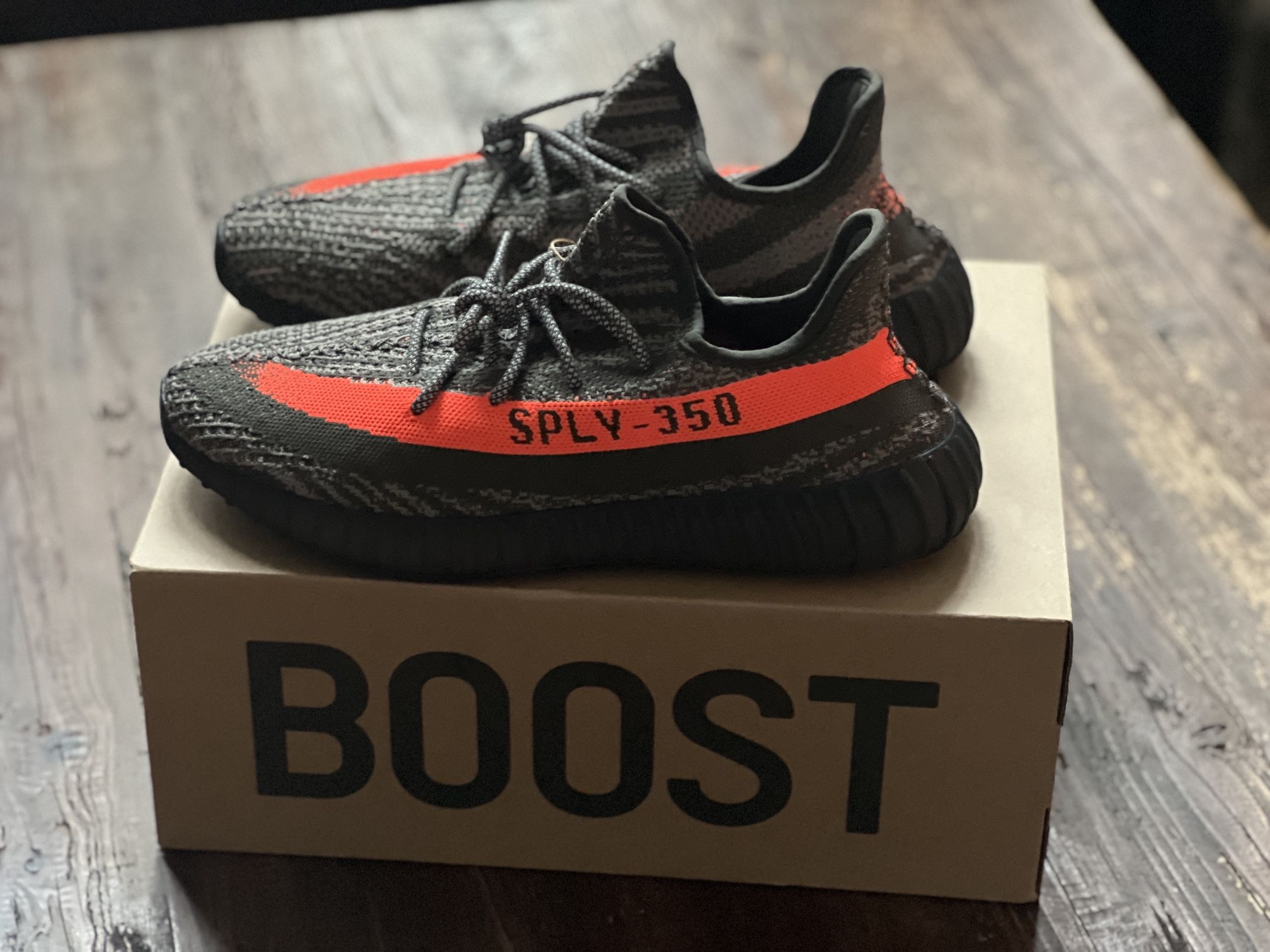Yeezy Boost 350 V2 for Sale in Round Rock, TX - OfferUp