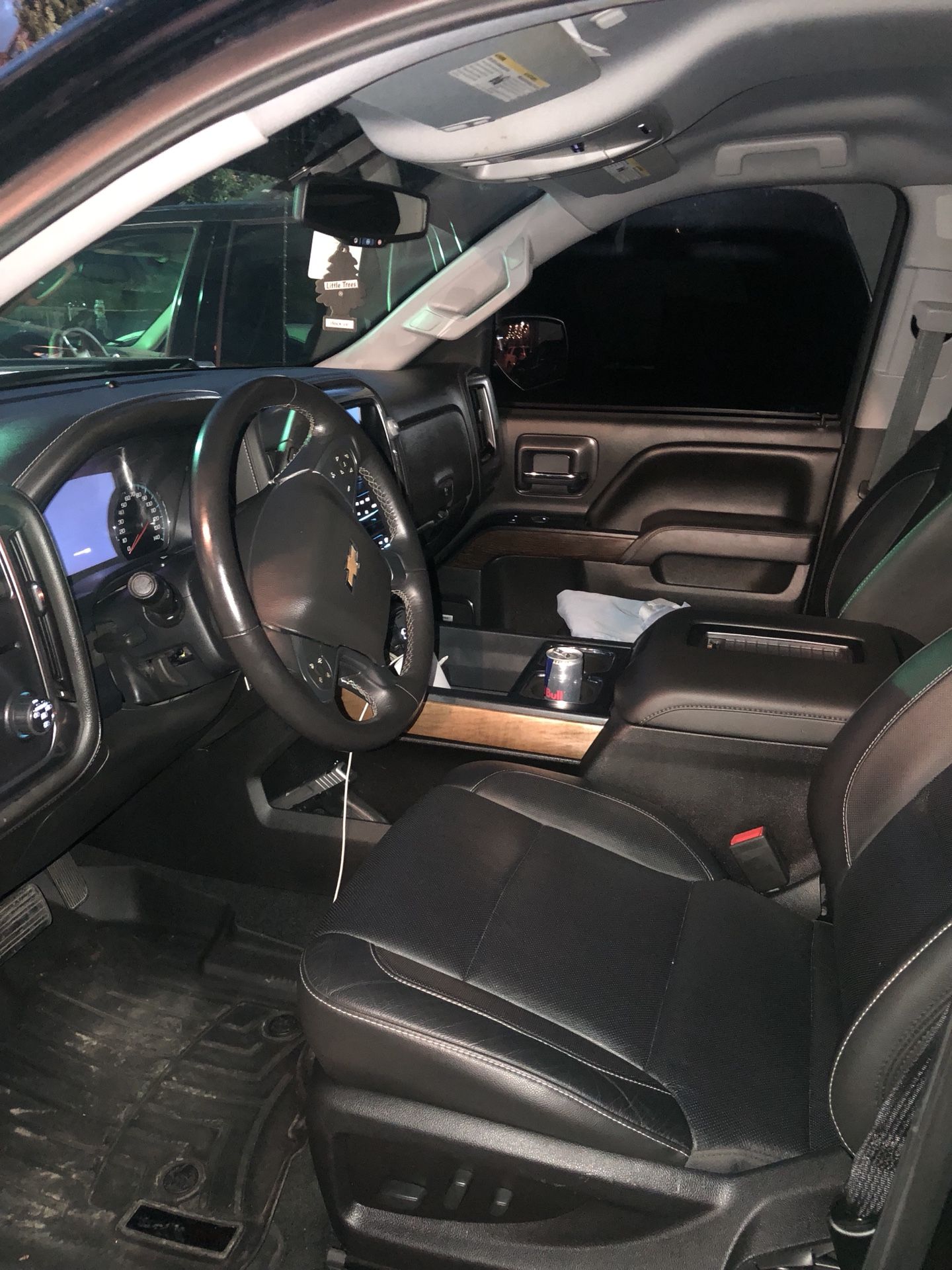 2014 silverado ltz 26 replicas leather seats 60k miles for Sale in ...