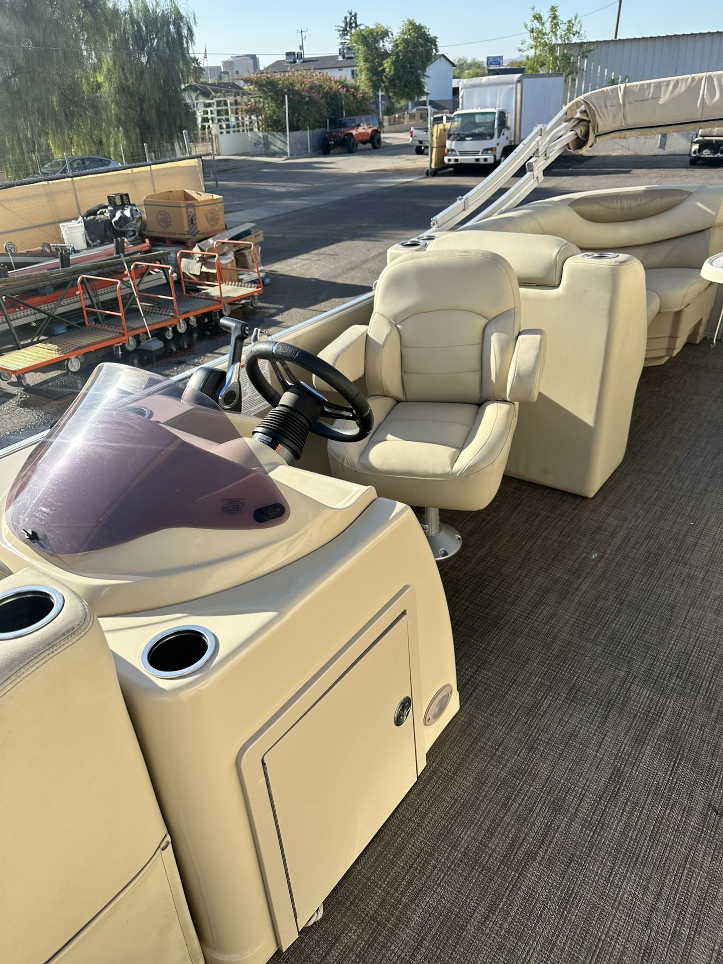 2019,22 Foot Pontoon Boat Sylvan Mirage 8522 for Sale in Phoenix, AZ ...