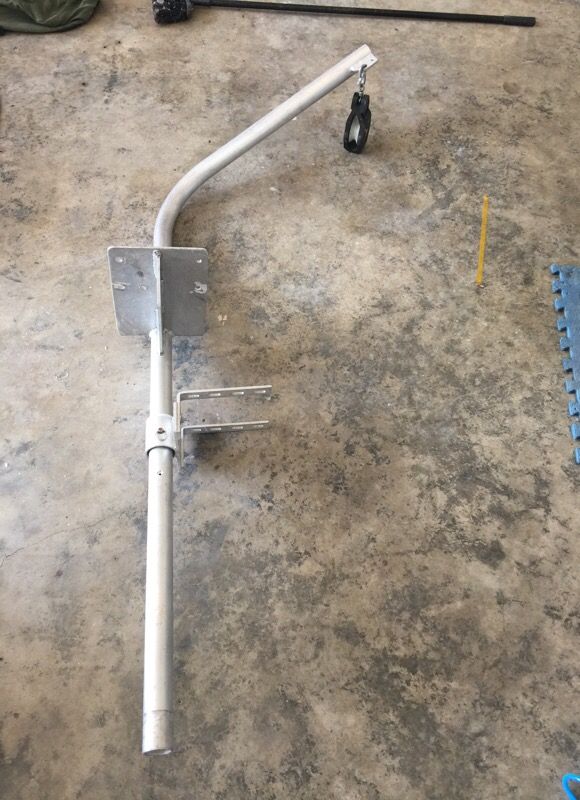 ALUMINUM POT PULLER DAVIT for Sale in Eatonville, WA - OfferUp