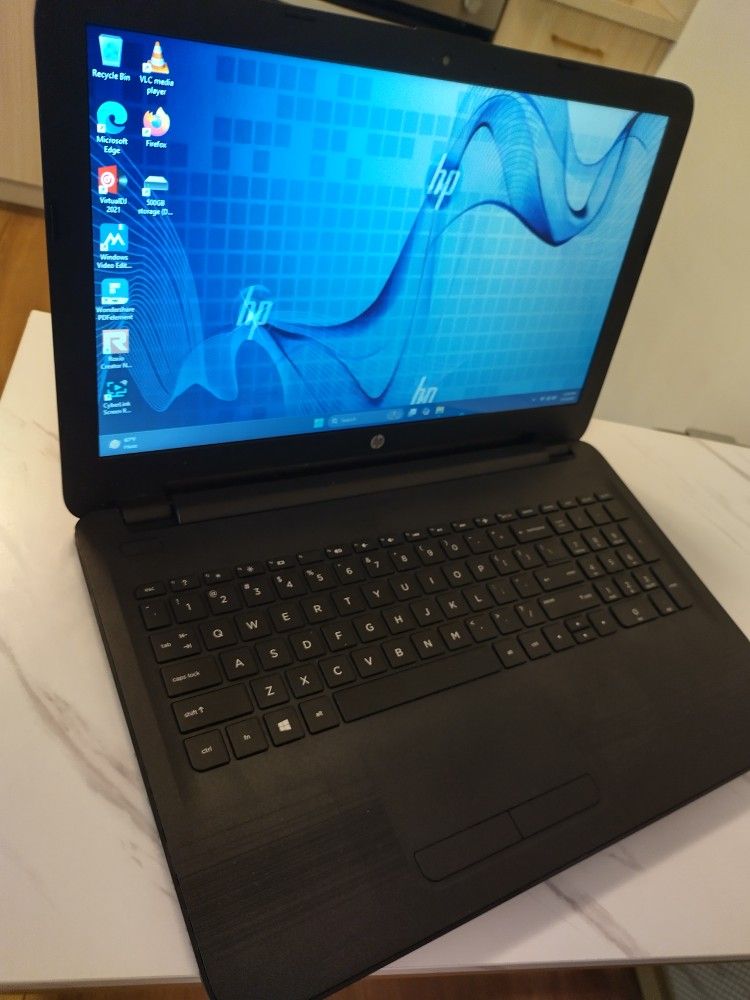 HP Envy Notebook - $95 - Perfect, New Battery And Charger, Windows 11 ...