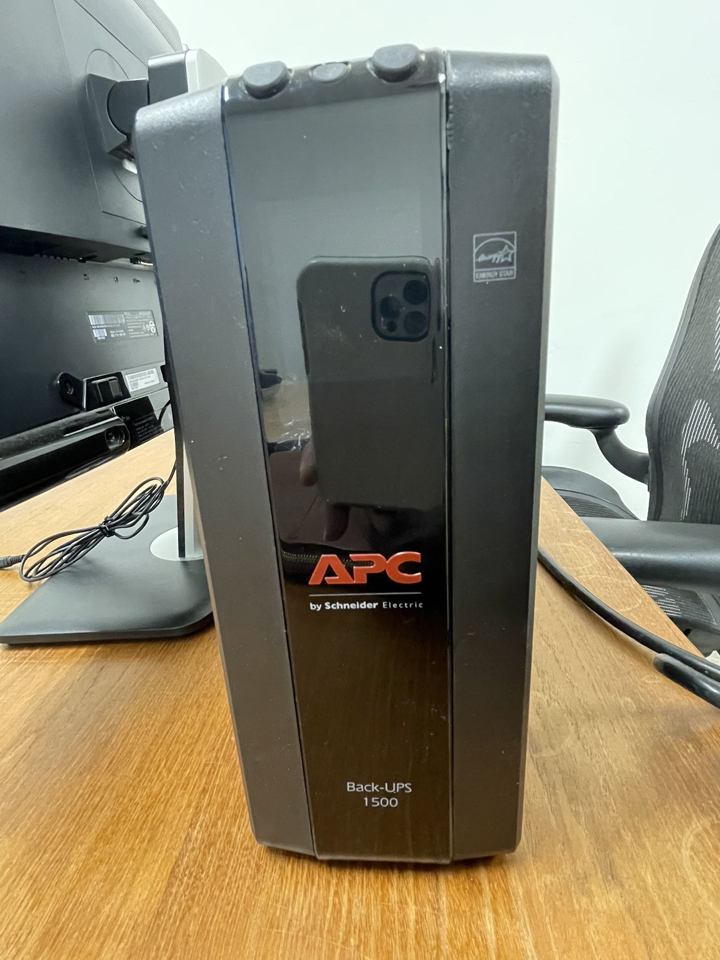 APC Back UPS 1500, Compact Tower, 1500VA, 120V, AVR, LCD, 10 NEMA ...