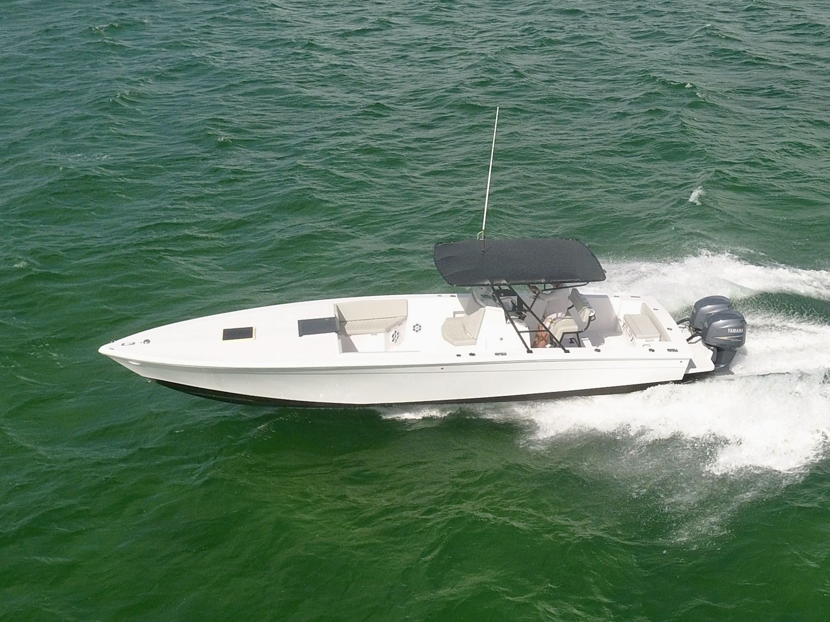 1992 Avanti Center Console Cuddy for Sale in Miami, FL - OfferUp