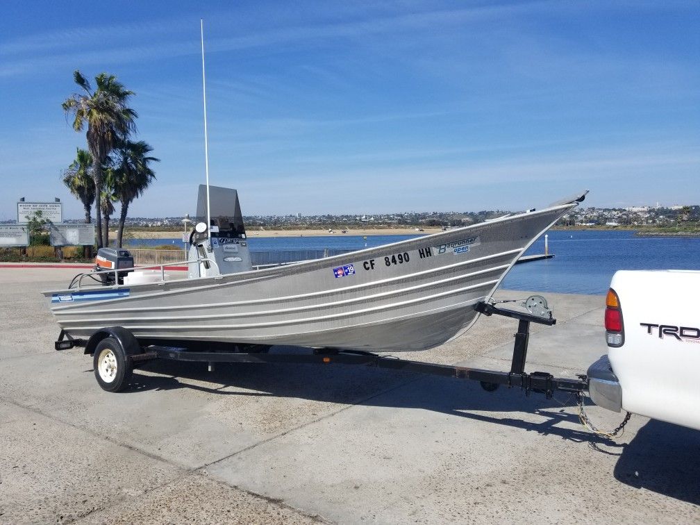 Bayrunner westcoaster aluminum center console for Sale in San Diego, CA ...