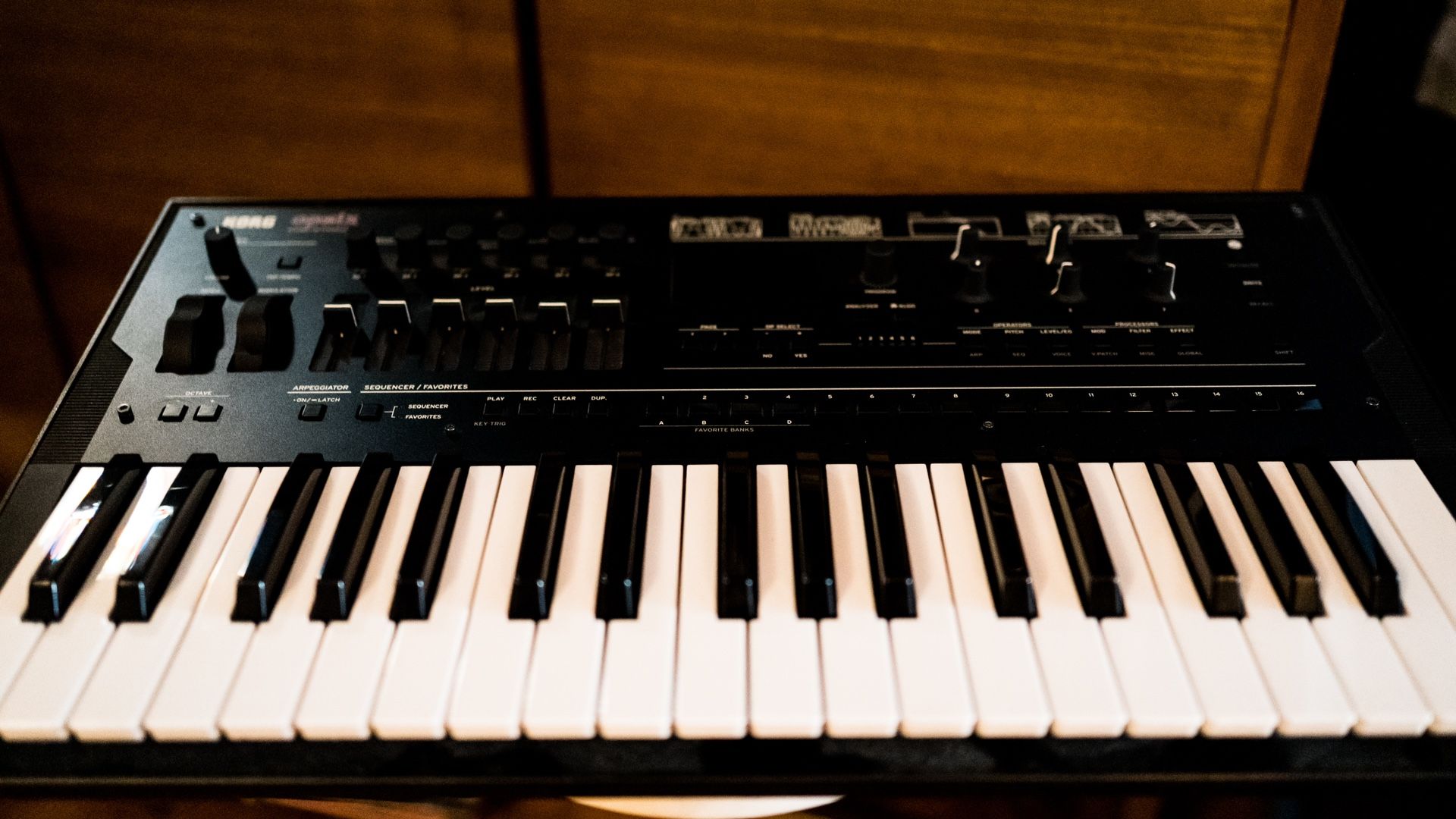 Korg Opsix 37-Key Altered FM Synthesizer (Barely used) for Sale in ...