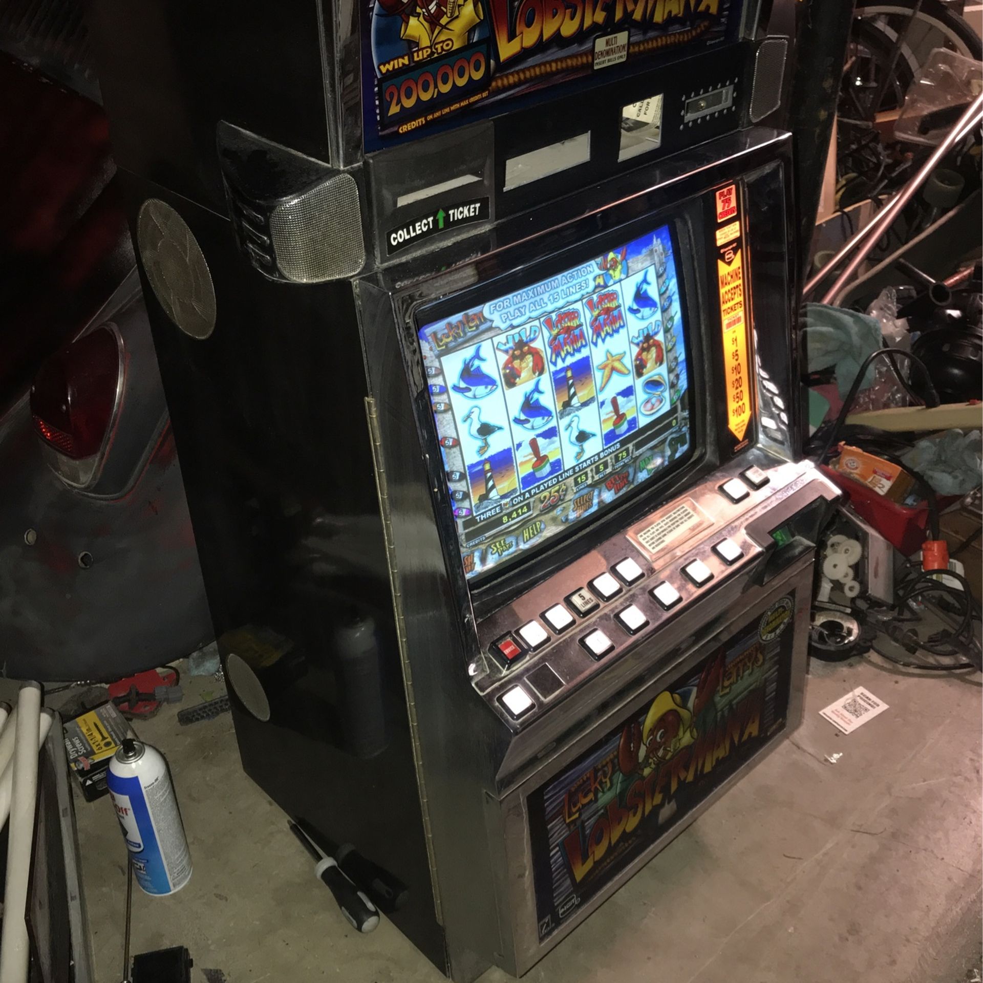 Lucky Larry’s Slot Machine Working for Sale in Las Vegas, NV - OfferUp