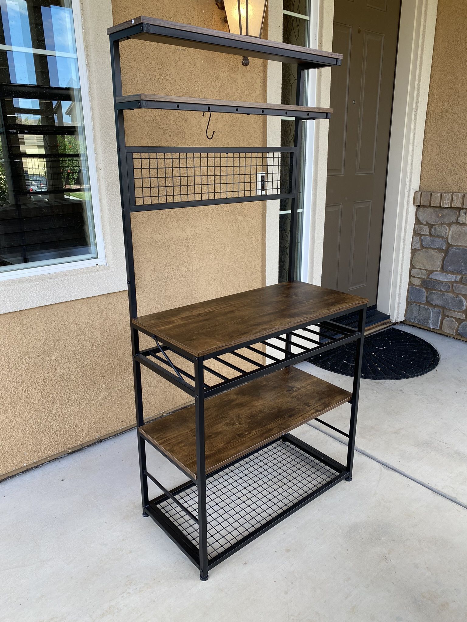 Used Baker's Rack for a Neat Kitchen! Sturdy, Spacious, and Stylish ...