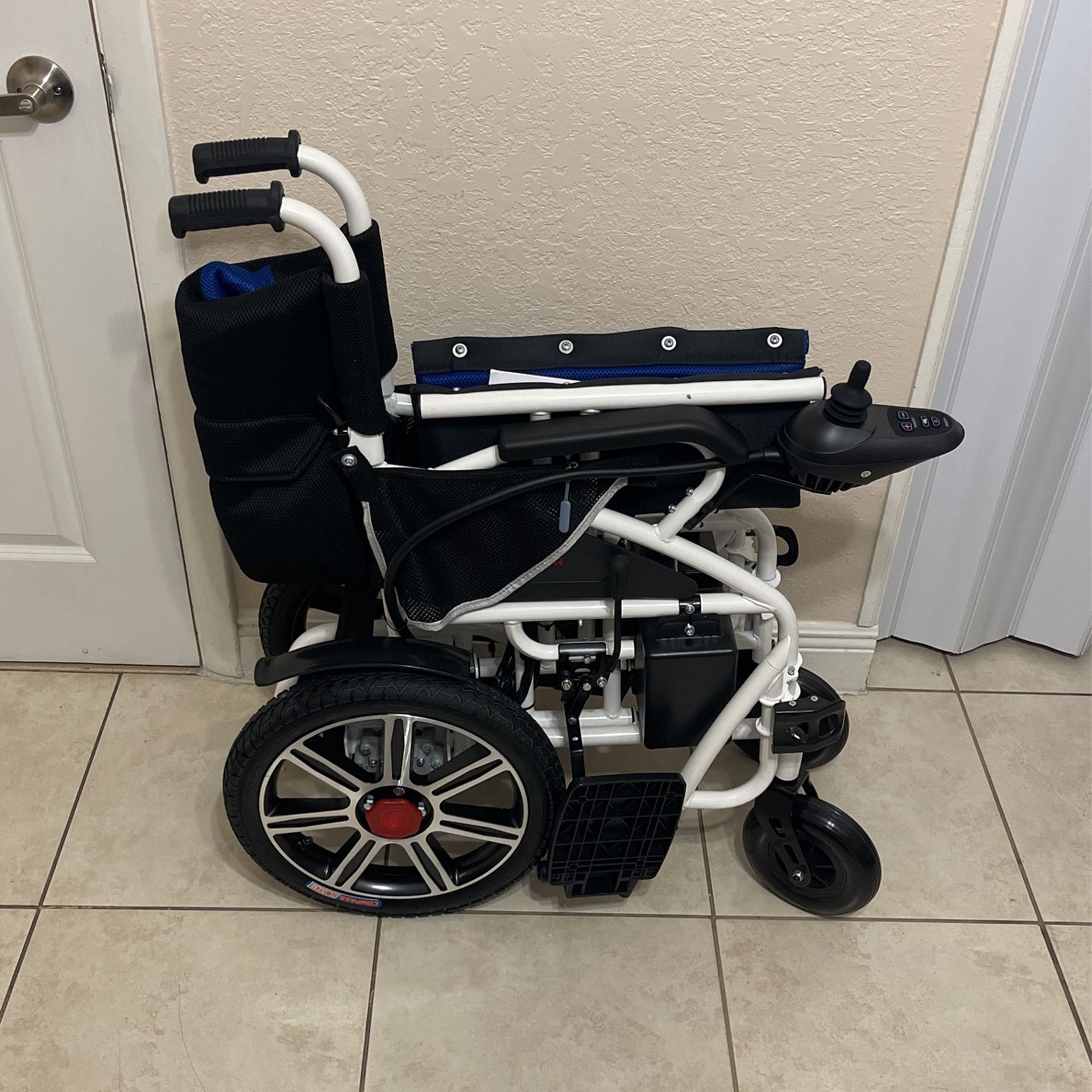 Hercules Lite EX - Electric Wheelchair for Sale in Hialeah, FL - OfferUp