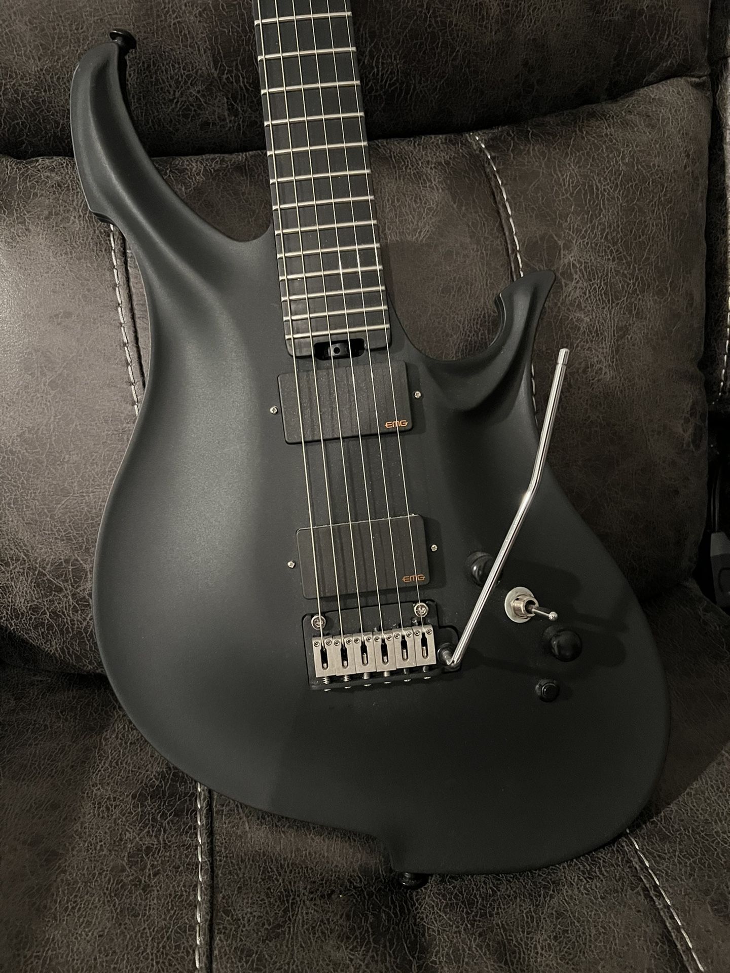 Koloss Aluminum Guitar, EMG’s for Sale in Placentia, CA - OfferUp