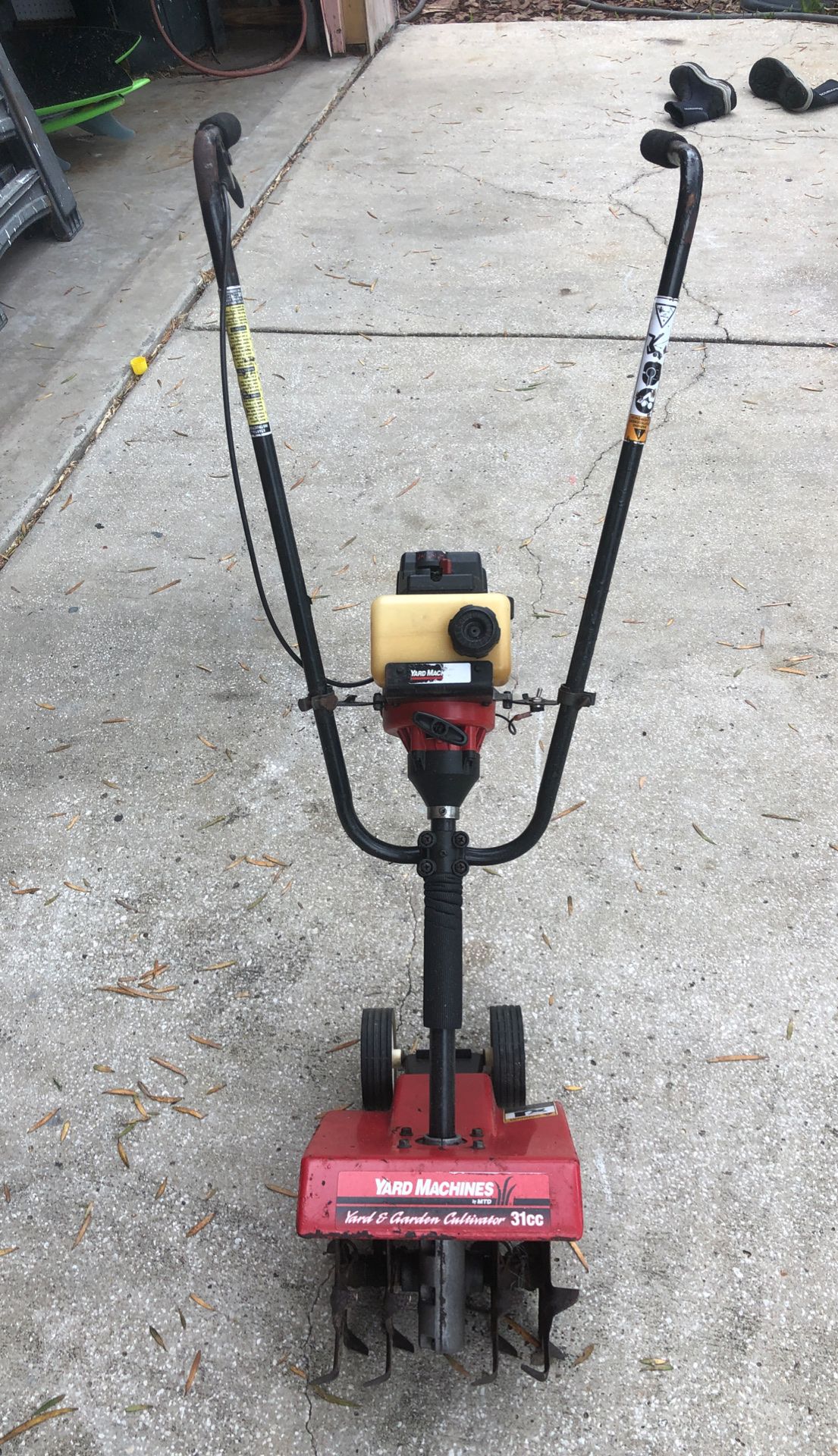 ROTOTILLER YARD MACHINE ROTO TILLER for Sale in Clearwater, FL - OfferUp