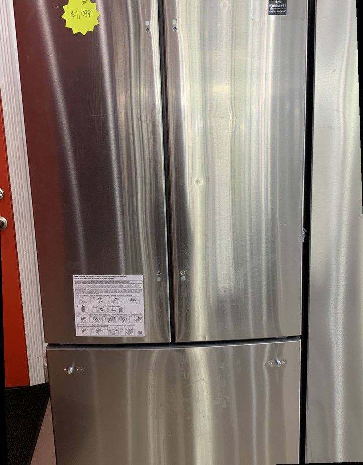 Samsung 221 21.6-cu ft French Door Refrigerator with Ice Maker ...