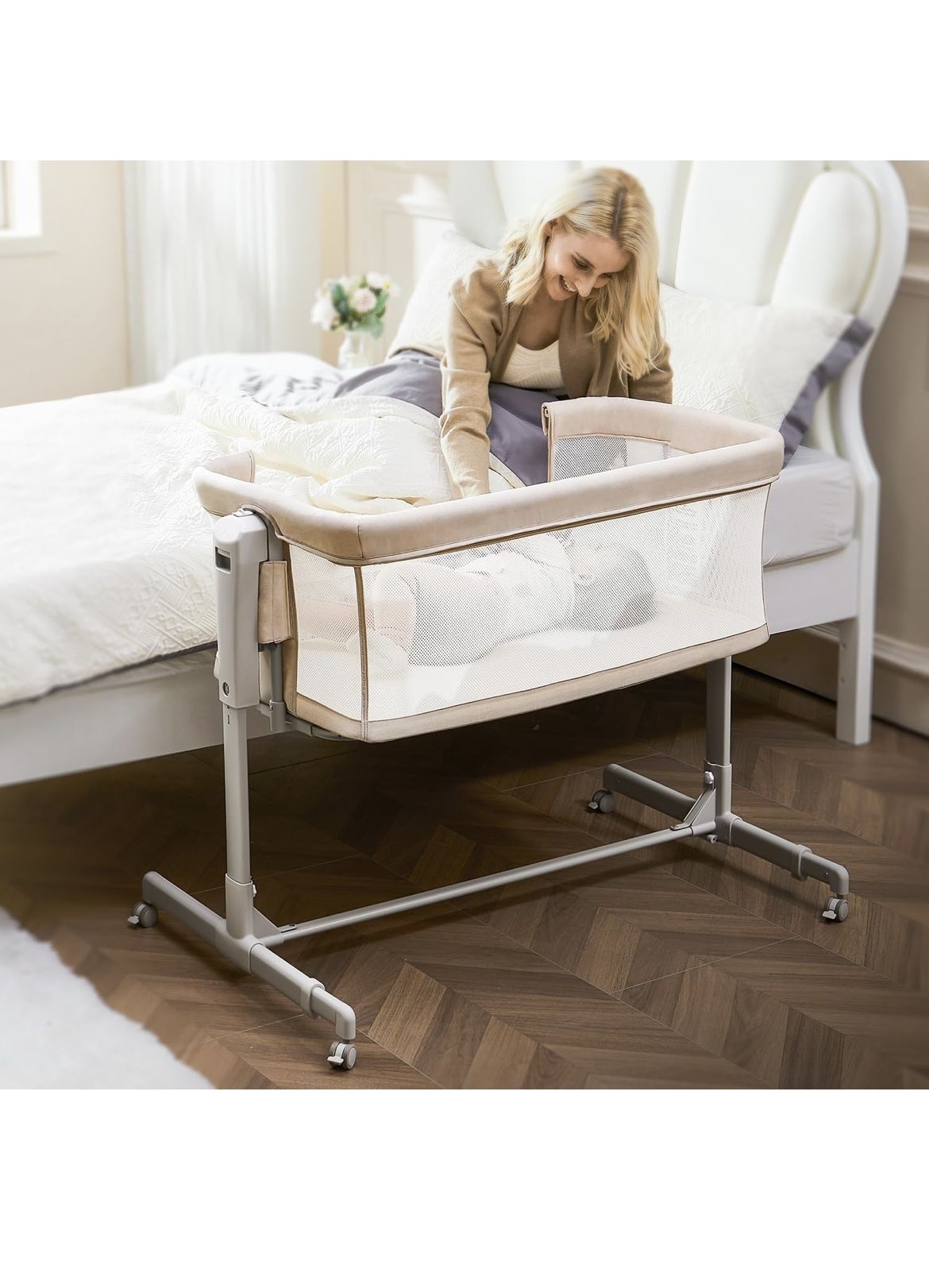 Baby Bassinet Bedside Sleeper 3-in-1 for Sale in Charlotte, NC - OfferUp