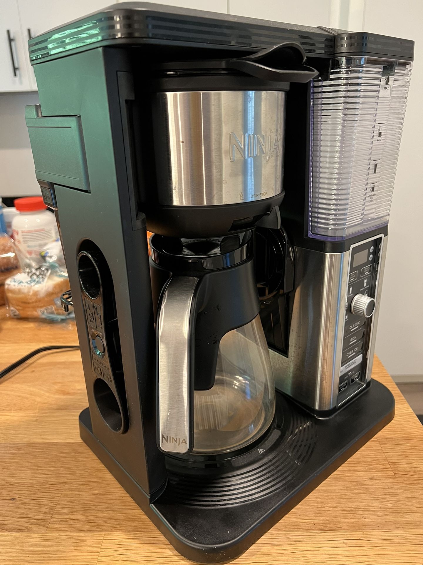 Ninja Coffee Maker CM300 Excellent Condition With All Parts for Sale in ...
