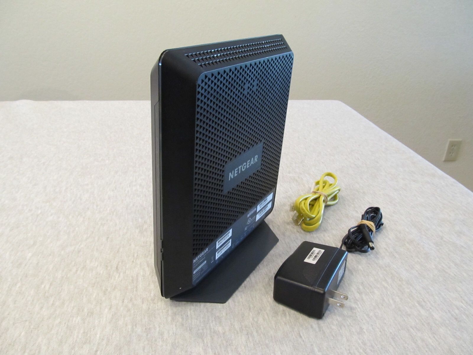 Netgear C7000v2 Cox Cable Modem WiFi Router for Sale in Scottsdale, AZ ...