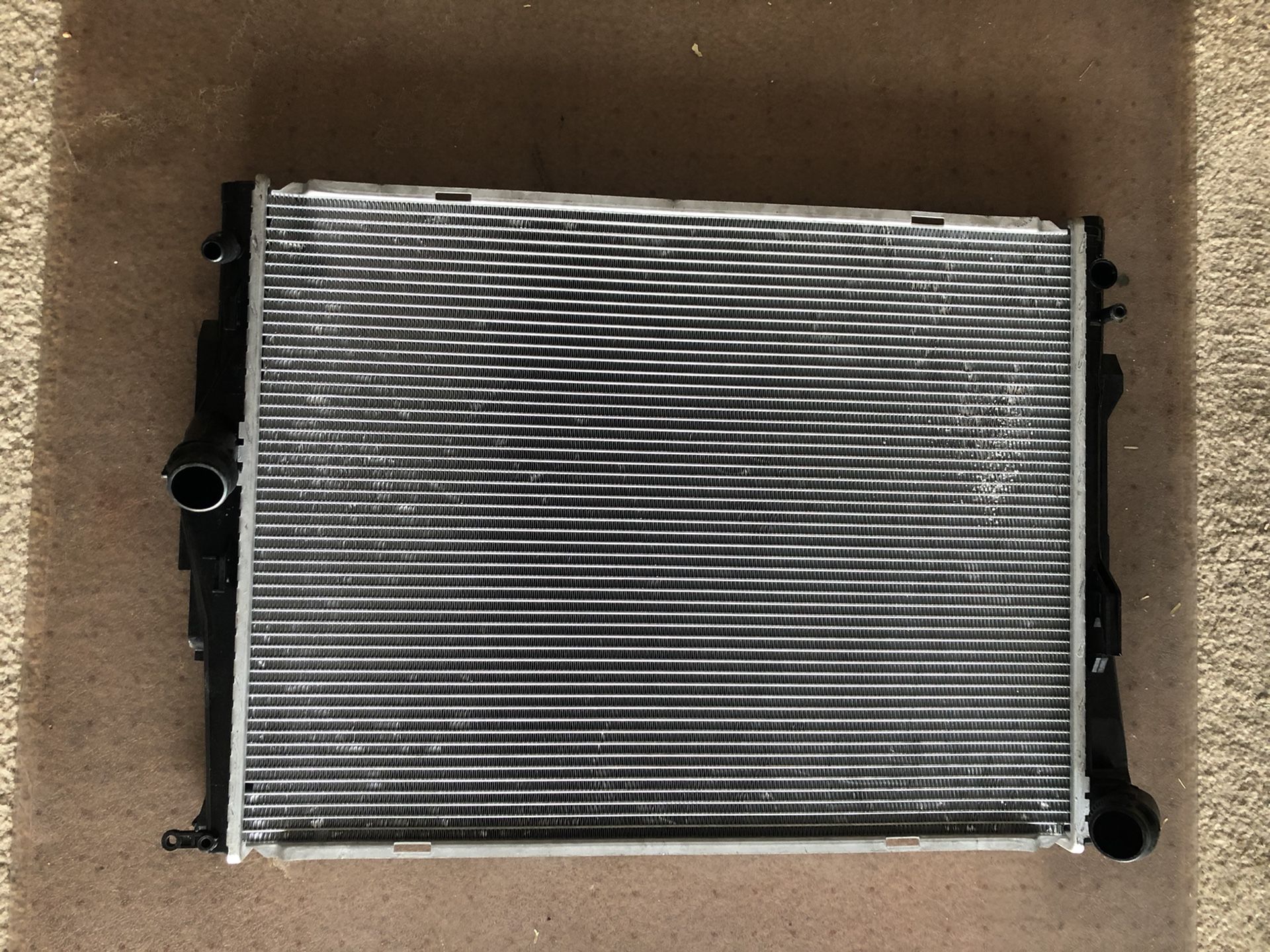 BMW 328i Radiator for Sale in North Las Vegas, NV - OfferUp