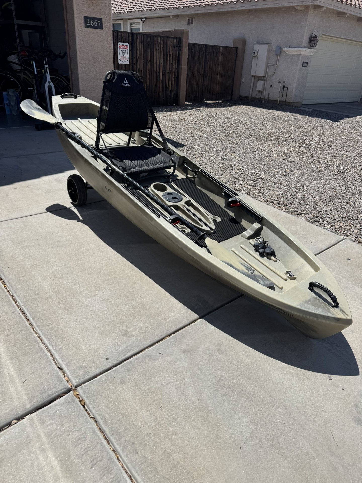 Ascend 10T Kayak for Sale in Gilbert, AZ - OfferUp