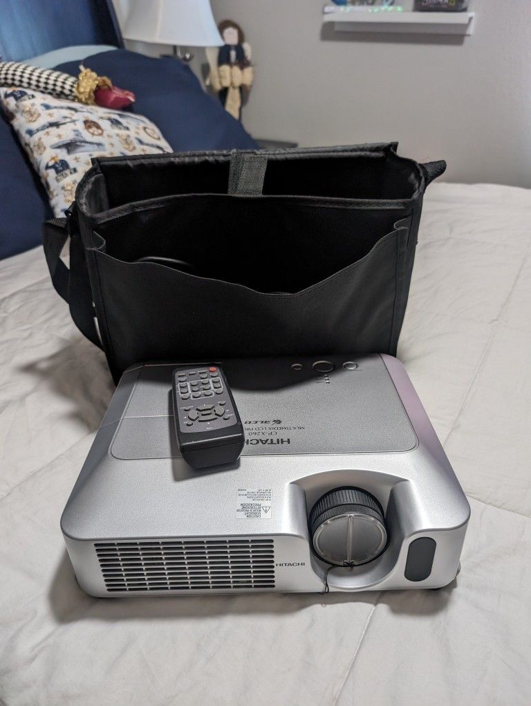 Hitachi Projector for Sale in Las Vegas, NV - OfferUp
