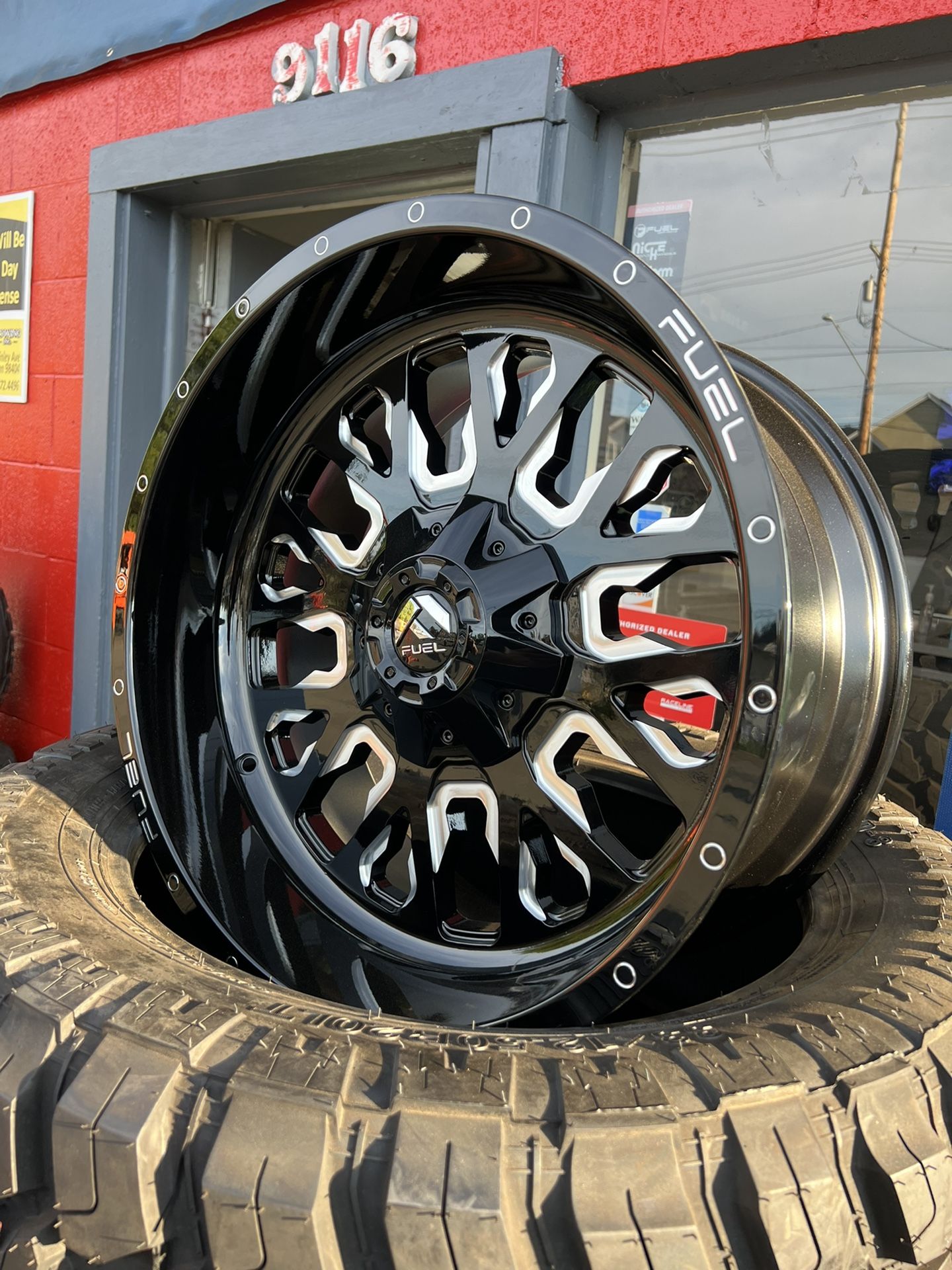 FUEL WHEELS 20x10 6LUG UNIVERSAL 33x12.50R20!!!!! for Sale in Tacoma ...