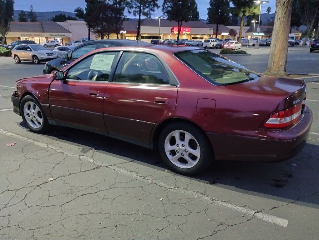 2001 Lexus ES 300 for Sale in San Jose, CA - OfferUp