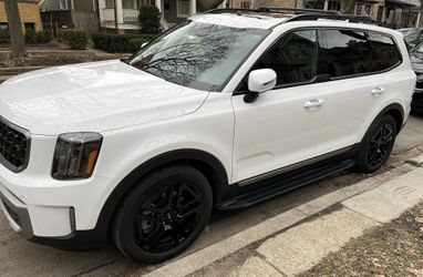 Kia Telluride Side Steps Running Boards for Sale in Chicago IL OfferUp