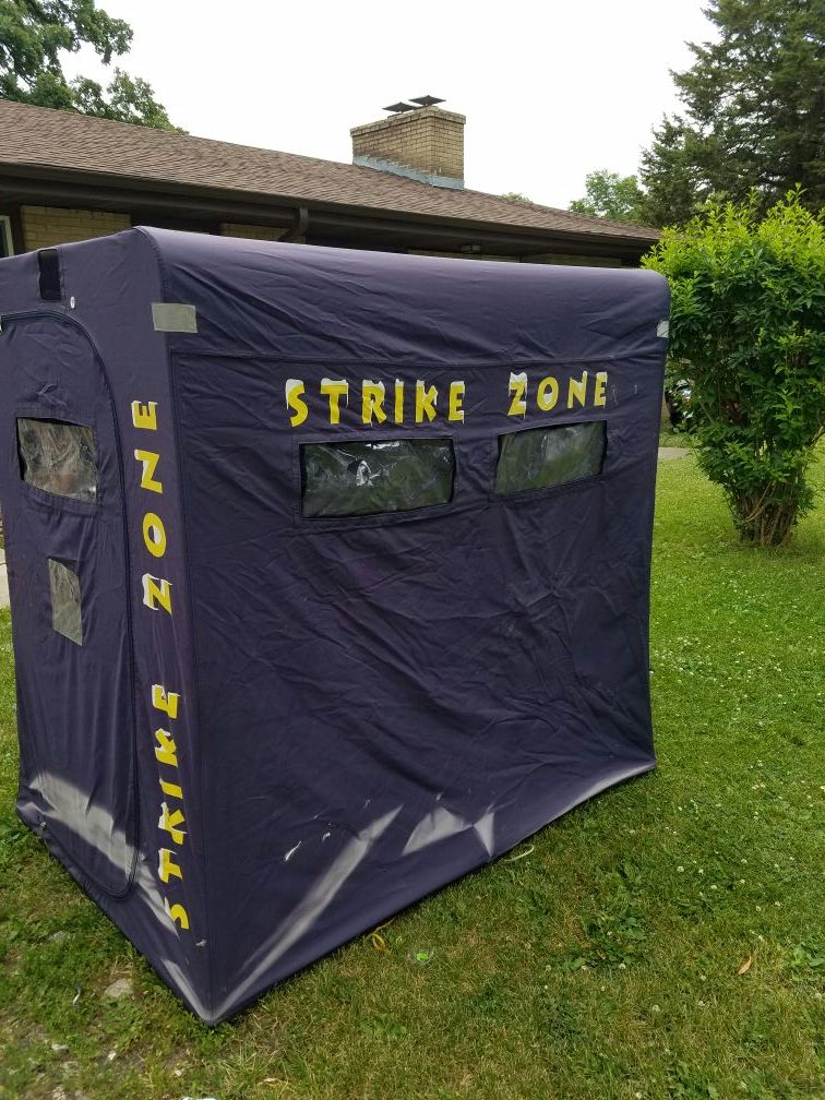 Strike zone ice shanty for Sale in Union Grove, WI - OfferUp