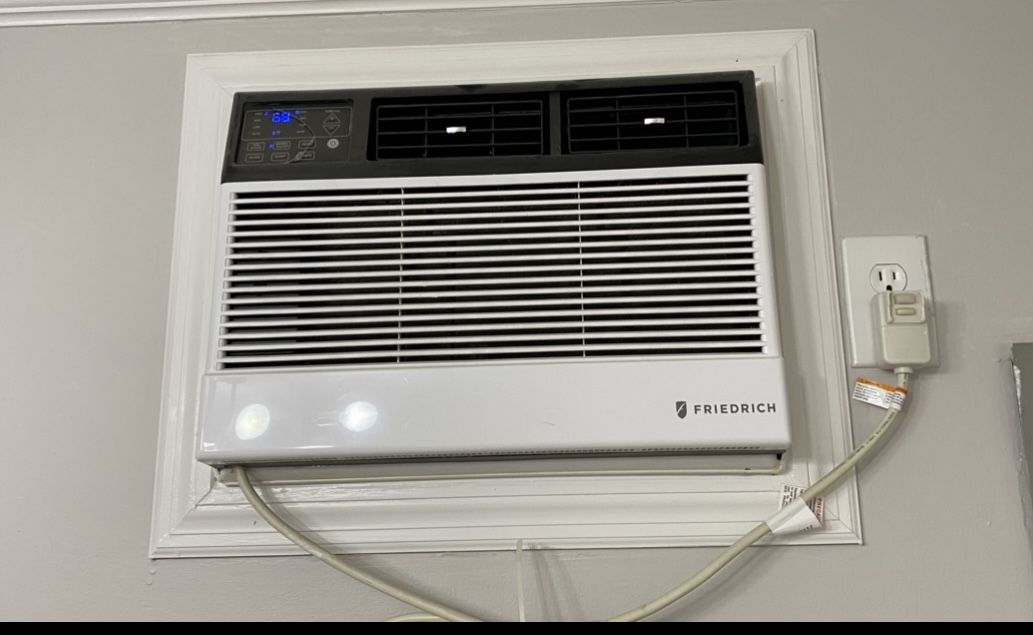 Friedrich Wall AC Unit 10,000BTU With Remote for Sale in Wantagh, NY ...