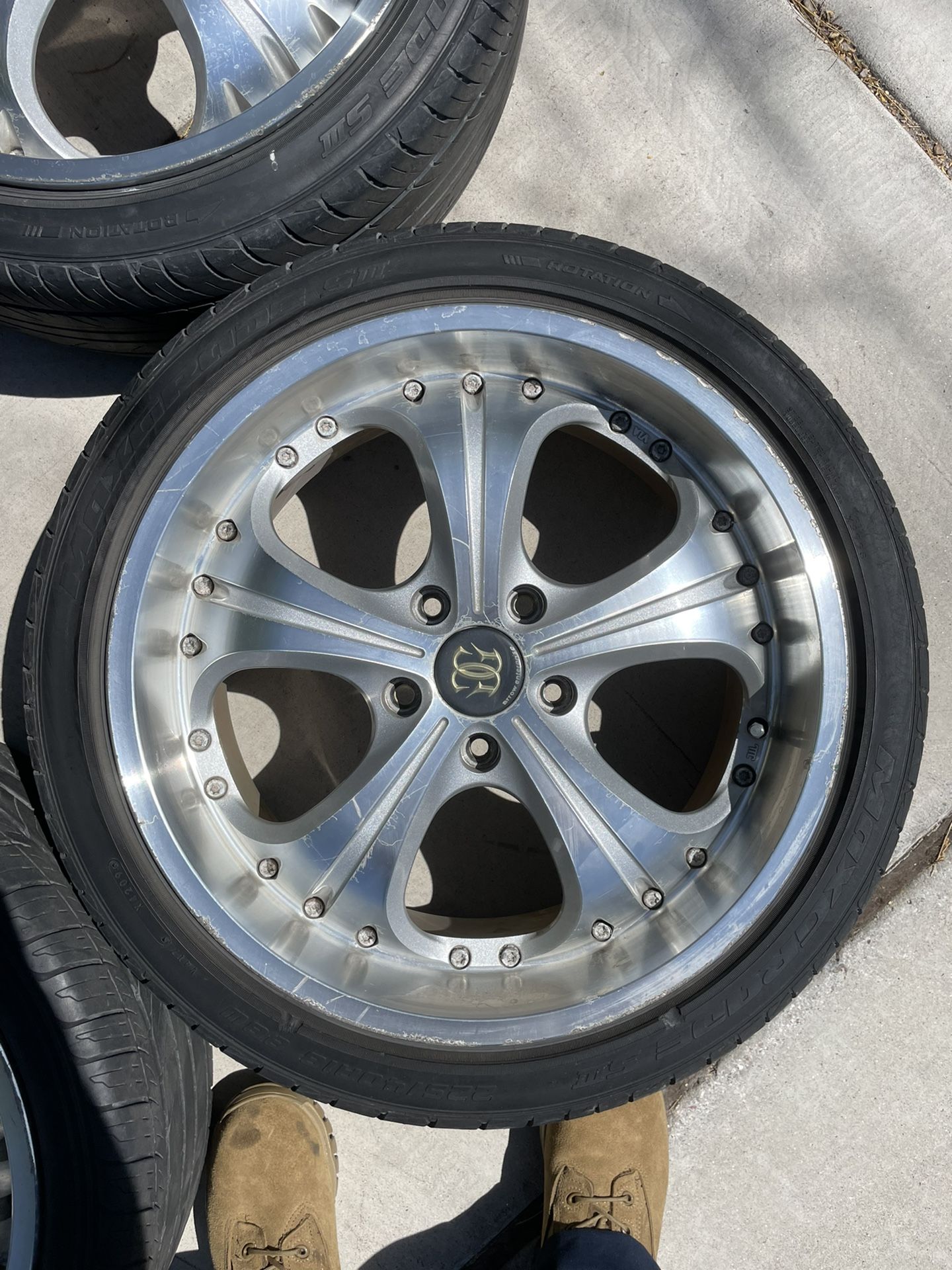 Arrow Enterprise Jdm Vip Wheels for Sale in Phoenix, AZ - OfferUp