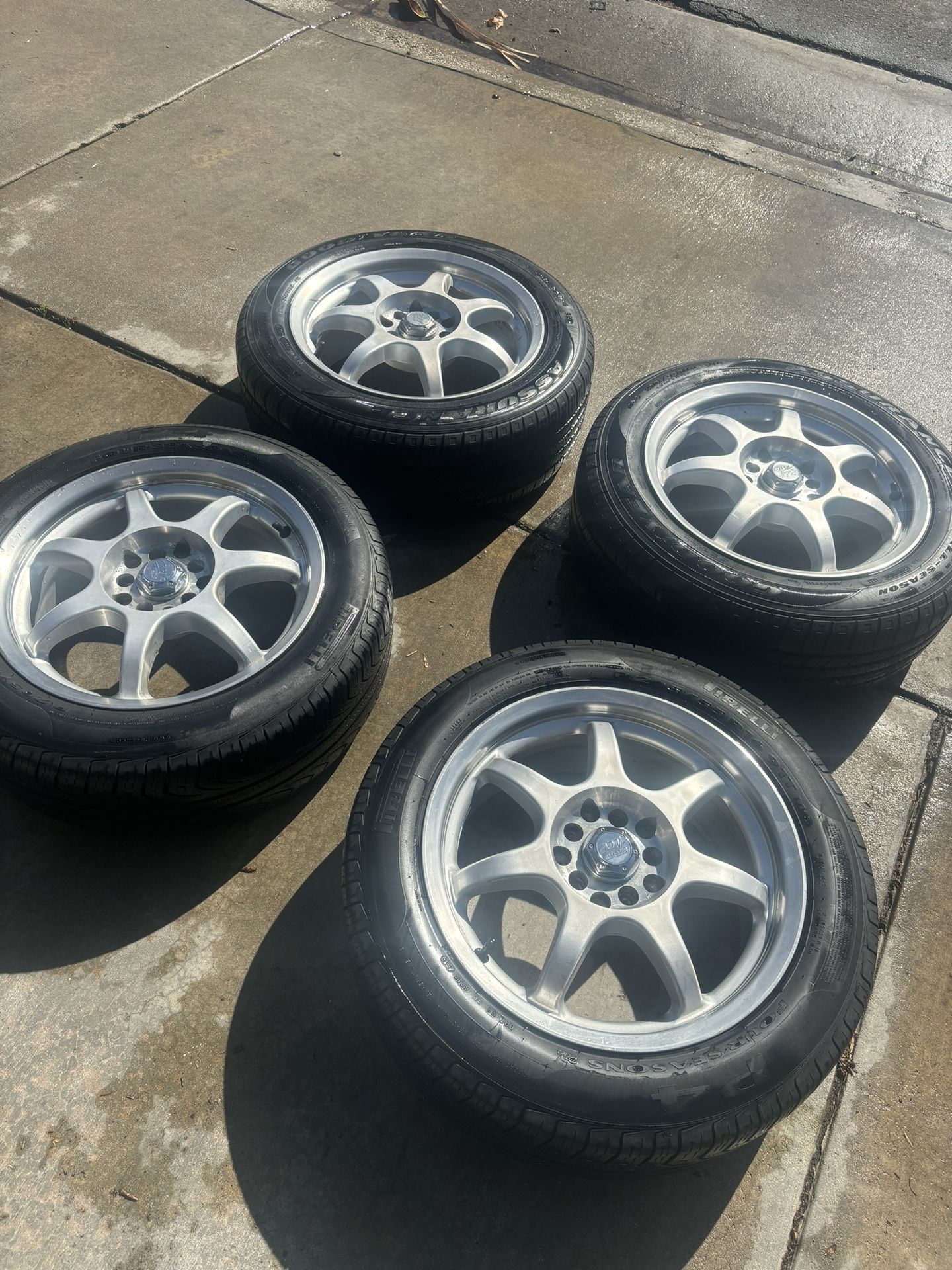 16 Inch Wheels And Tires for Sale in Palmdale, CA - OfferUp