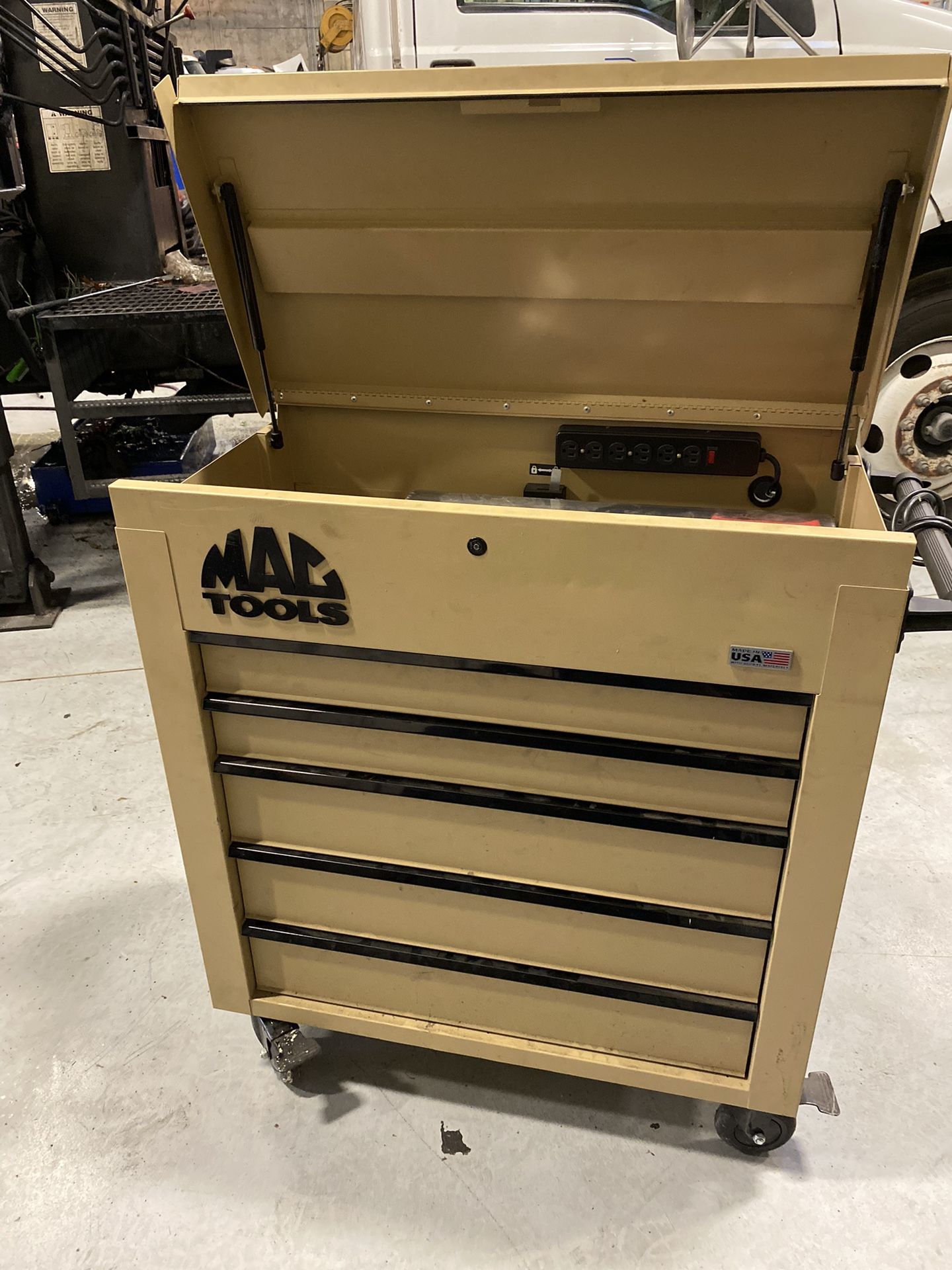 Mac Tool Cart/box for Sale in Waxahachie, TX - OfferUp