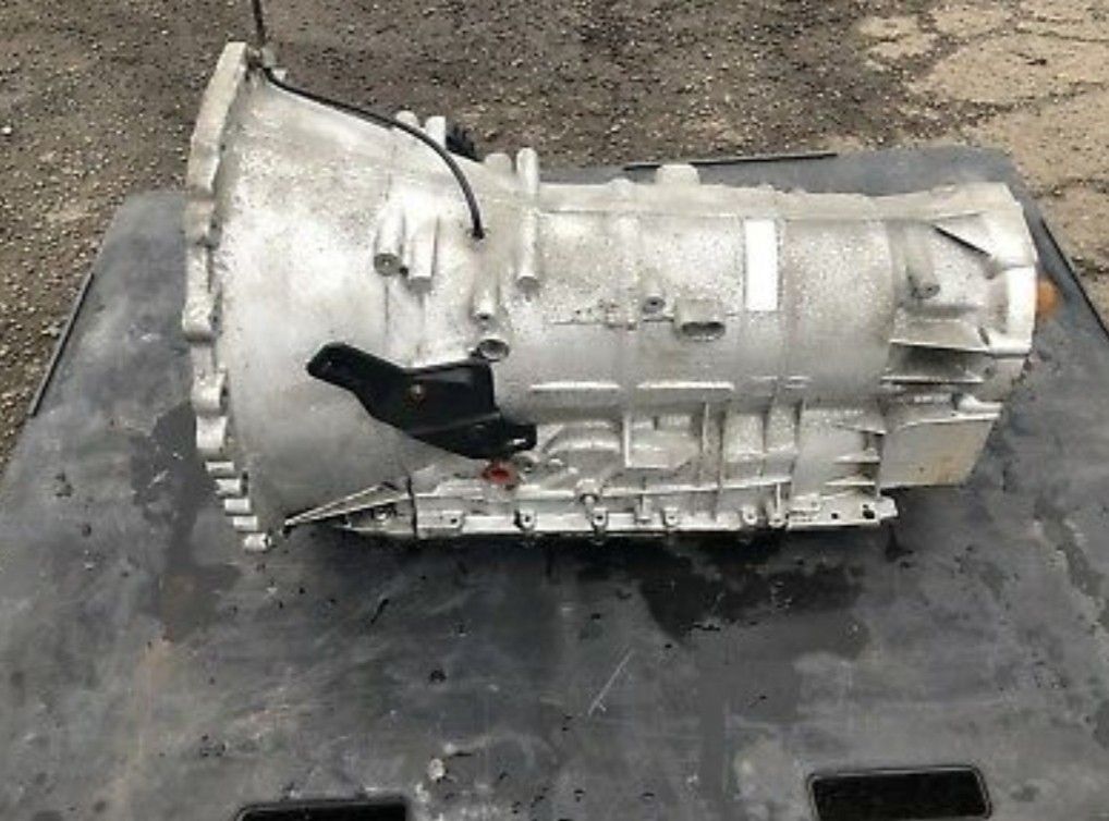 2006 Land rover range rover Hse Transmission for Sale in Mesa, AZ - OfferUp
