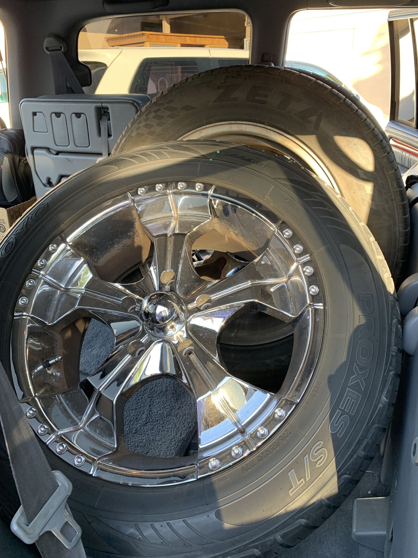 20 inch chrome rims. for Sale in Lindsay, CA - OfferUp