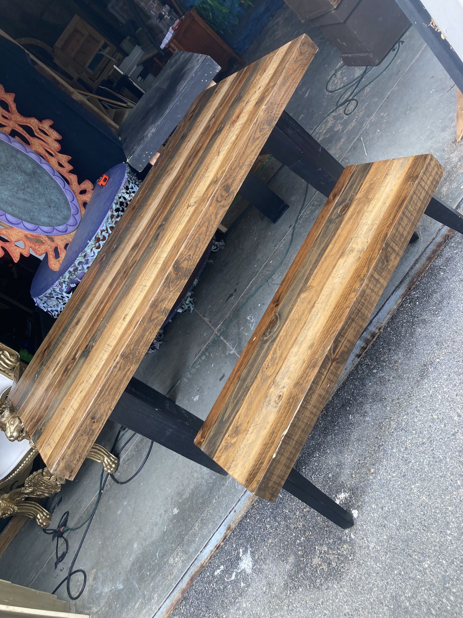 Very Nice Wooden Dinner Table for Sale in Redlands, CA - OfferUp