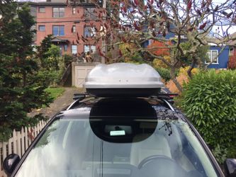 Thule Evolution 1800 Rooftop Cargo and Ski Box for Sale in Seattle, WA ...