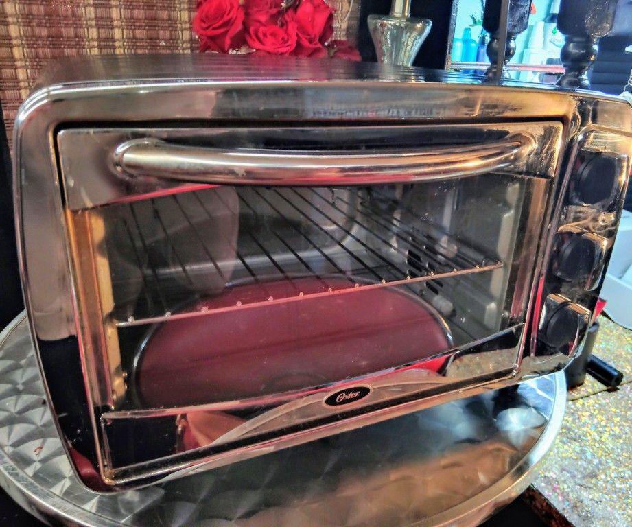 Oster Toaster Oven for Sale in Tacoma, WA - OfferUp