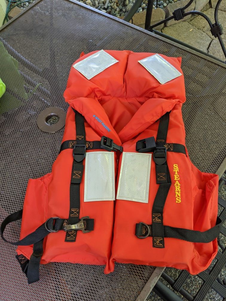 Offshore Life Jacket for Sale in Maple Valley, WA - OfferUp