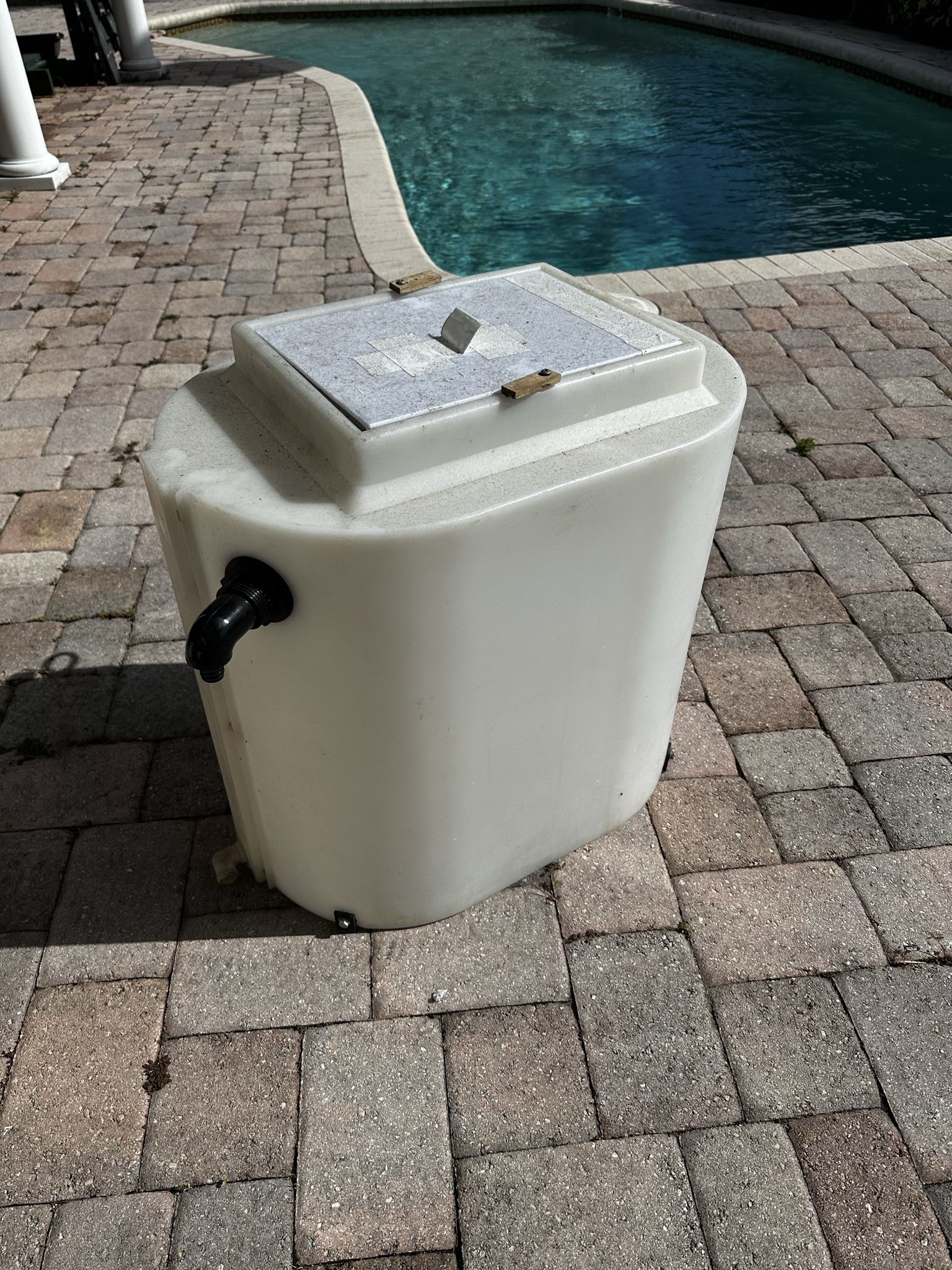 32 Gallon Kodiak Livewell for Sale in Pompano Beach, FL - OfferUp