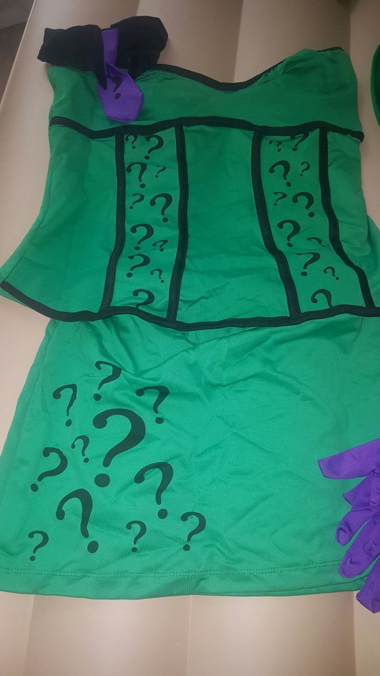 Woman's Riddler Costume for Sale in Apopka, FL - OfferUp