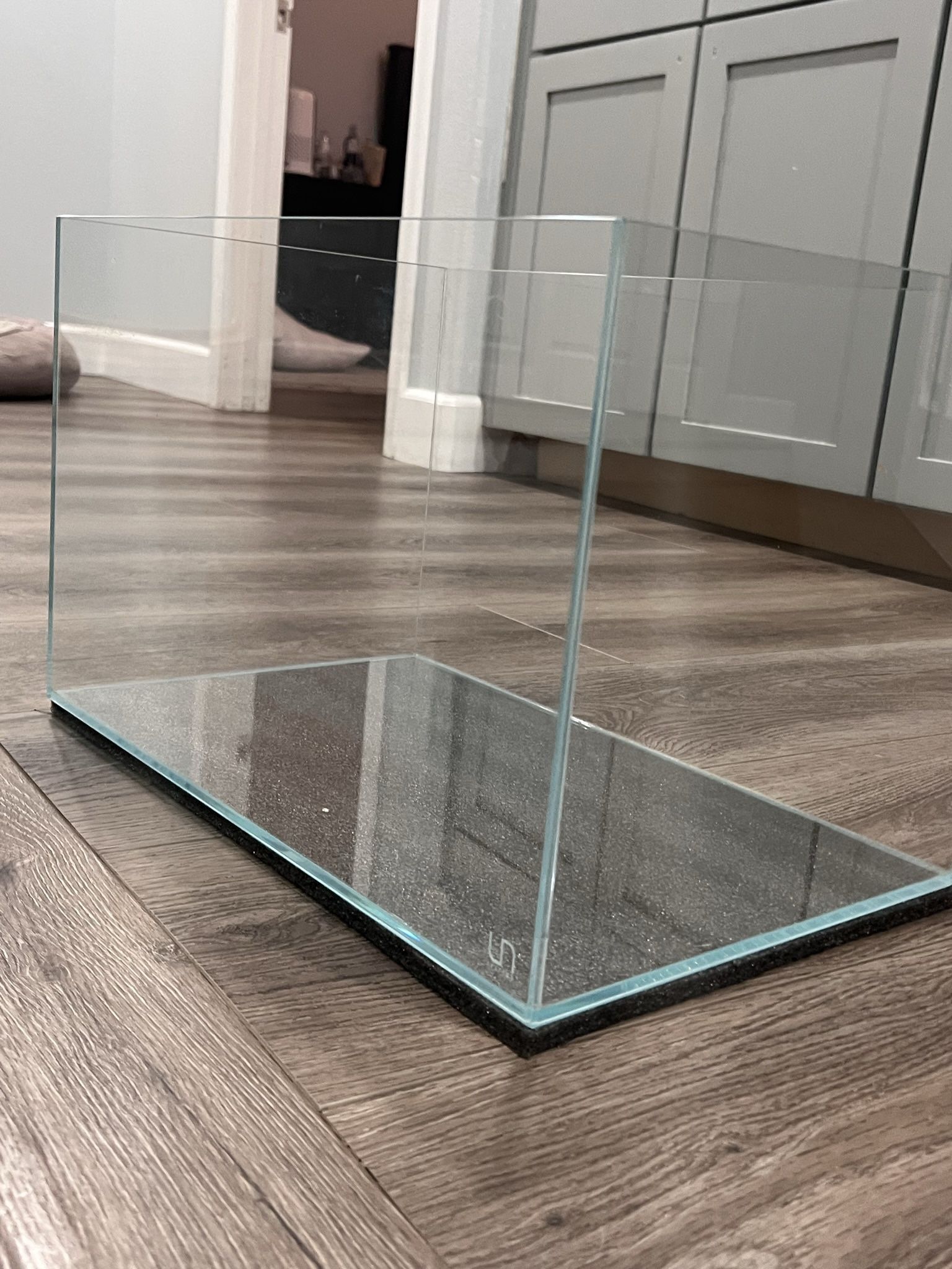 UNS 45U Rimless Aqarium for Sale in San Dimas, CA - OfferUp