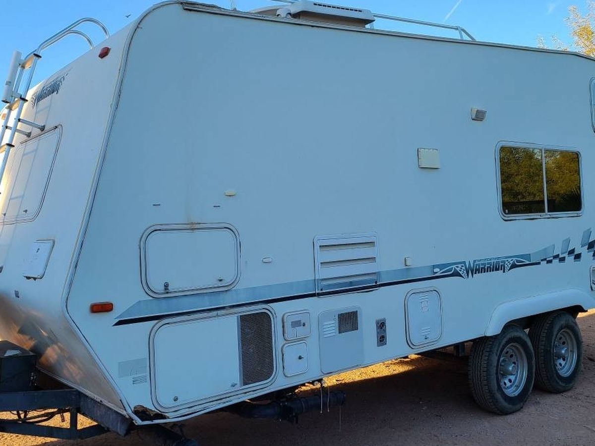 2002 Weekend Warrior FB2200 for Sale in Maricopa, AZ - OfferUp