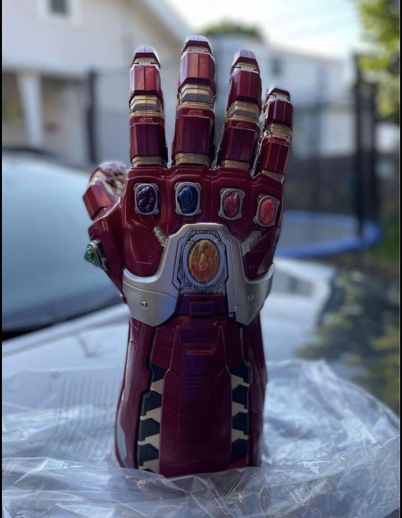 Avengers Marvel Legends Series Endgame Power Gauntlet Fist for Sale in ...