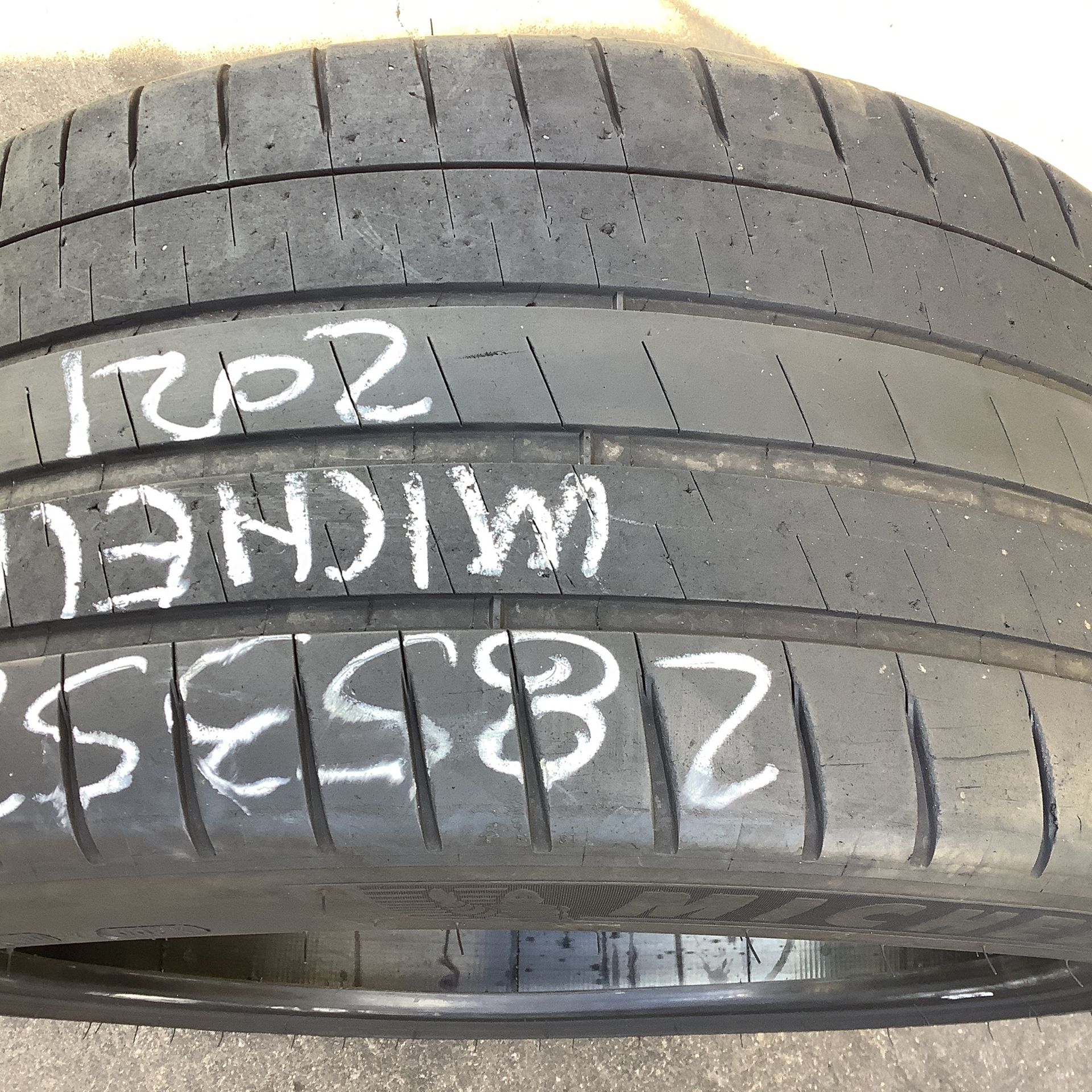 285/35/20 for Sale in Glendale, AZ - OfferUp