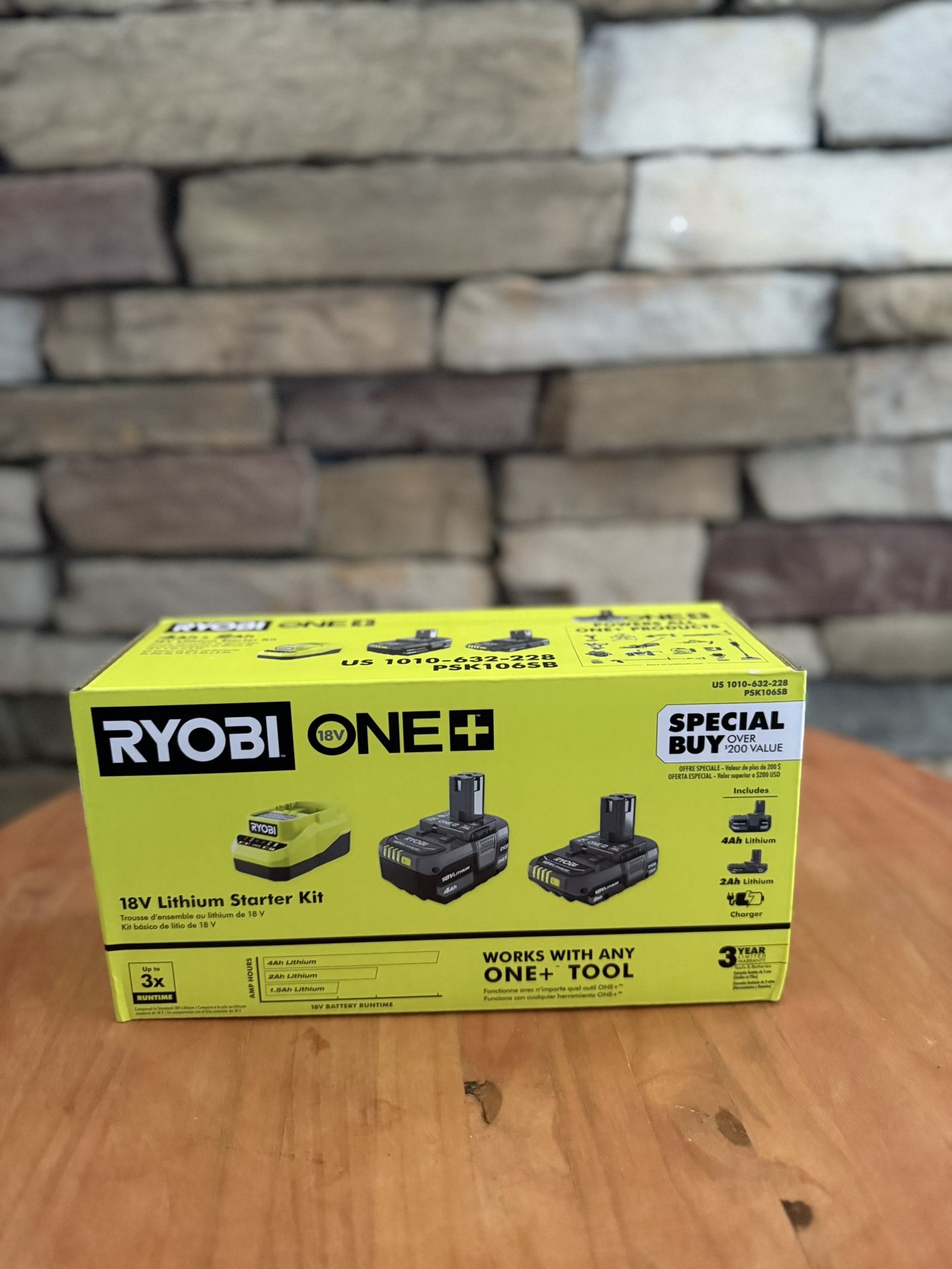 2 pack 4 amp , 2amp battery 18v RYOBI BRAND NEW CHARGER INCLUDED for ...