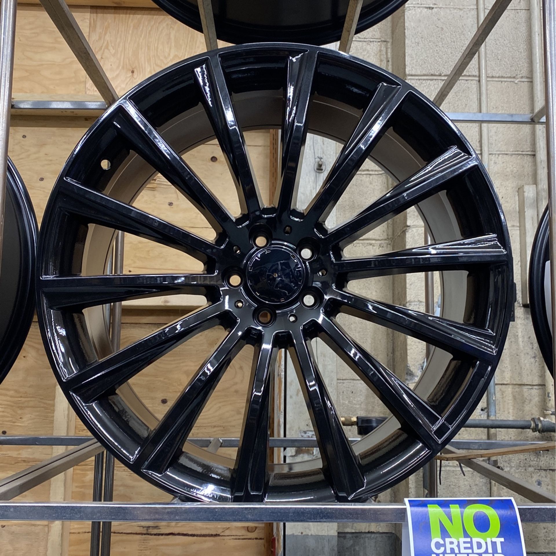 22 Inch Rims And Tire Staggered Mercedes BMW Audi Bentley Alfa Romeo ...