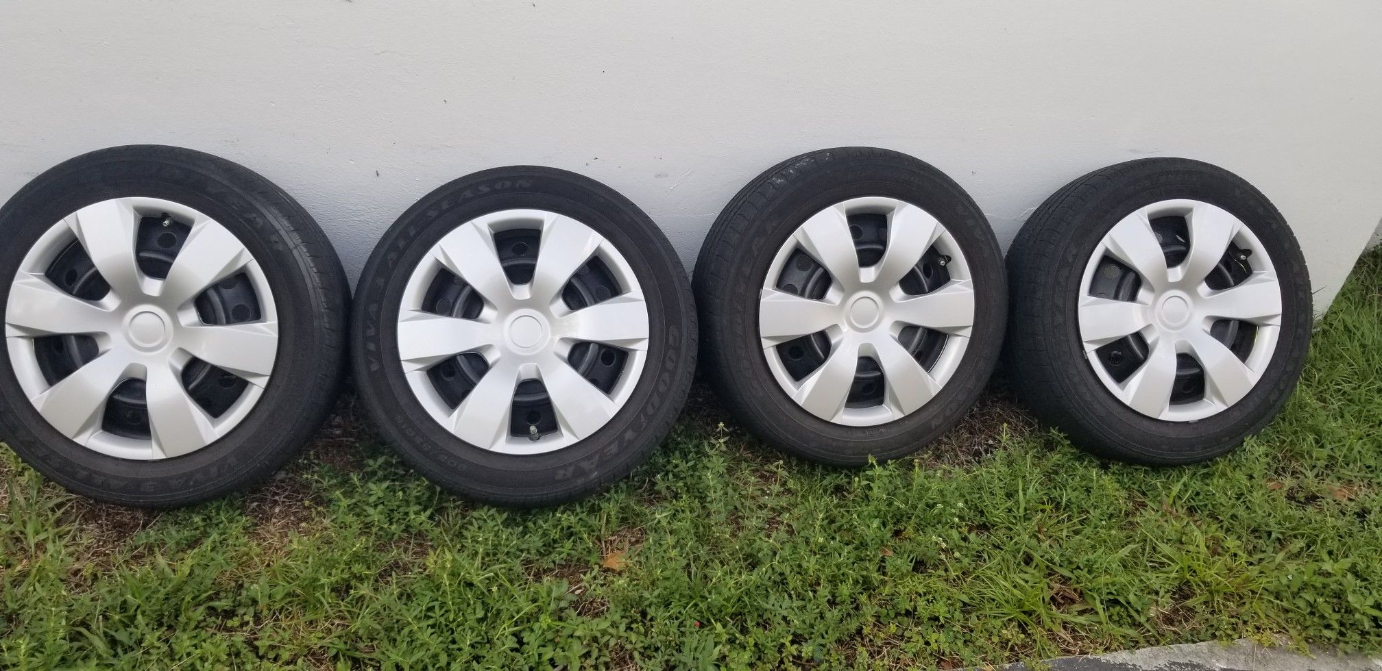16 inch Toyota Corolla wheels rims tires hubcaps and tpms for Sale in ...