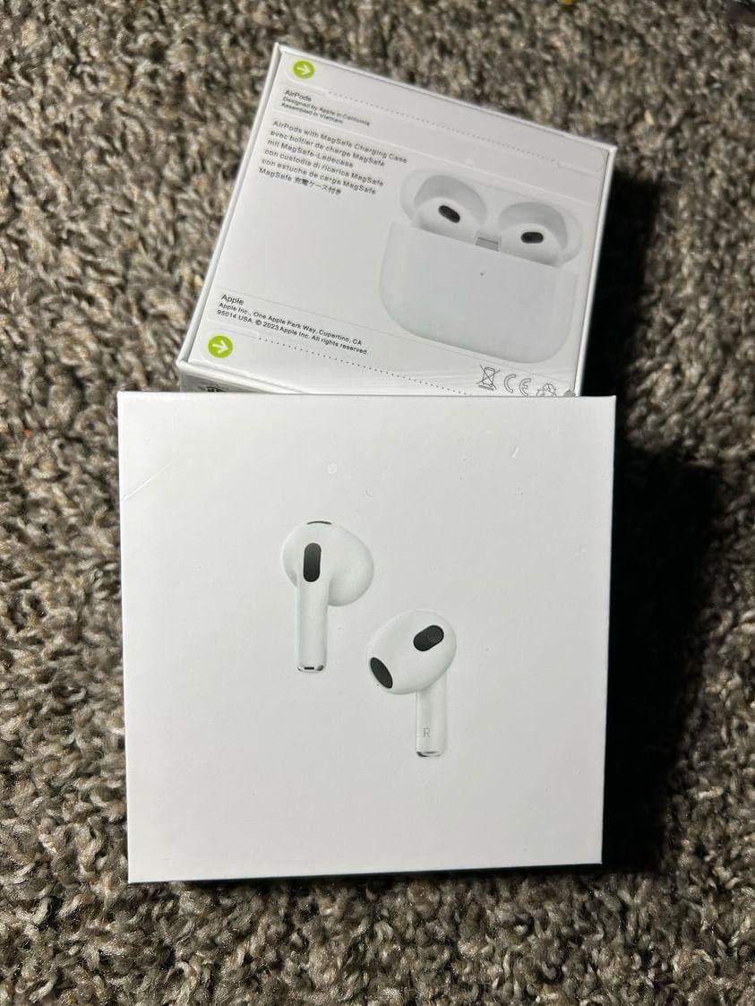 Brand new AIRPOD 3RD GENERATION SEALED !! for Sale in Las Vegas, NV ...