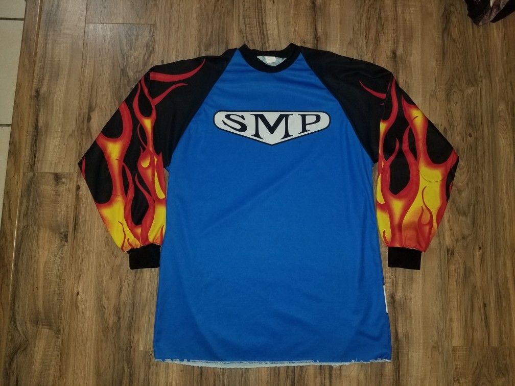 YES ITS AVAILABLE ONLY MESSAGE IF READY TO PICK UP LOCATION IS