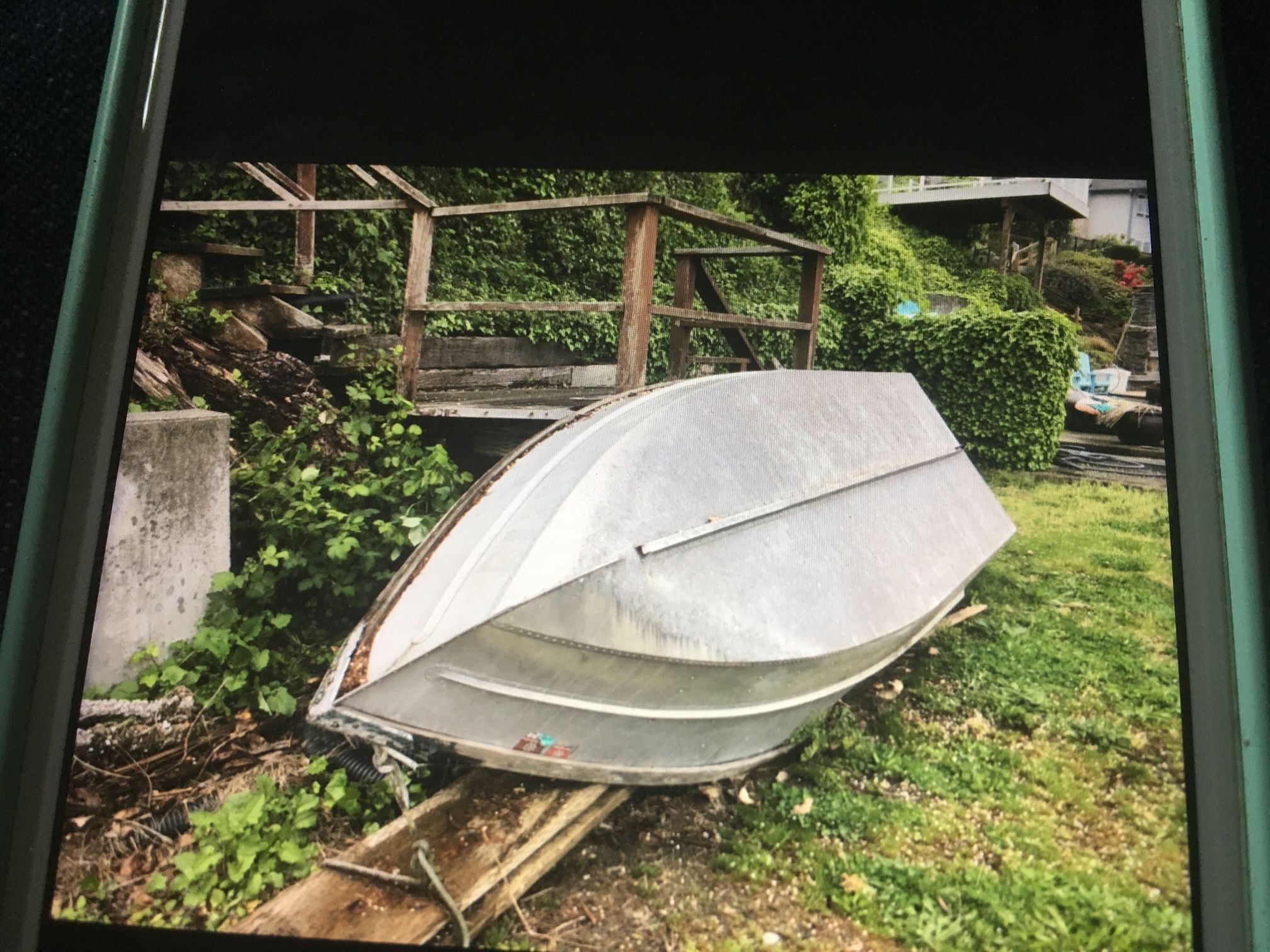 14 Foot Flat Bottom Aluminum Boat FREE/Just Pick Up for Sale in Gig ...