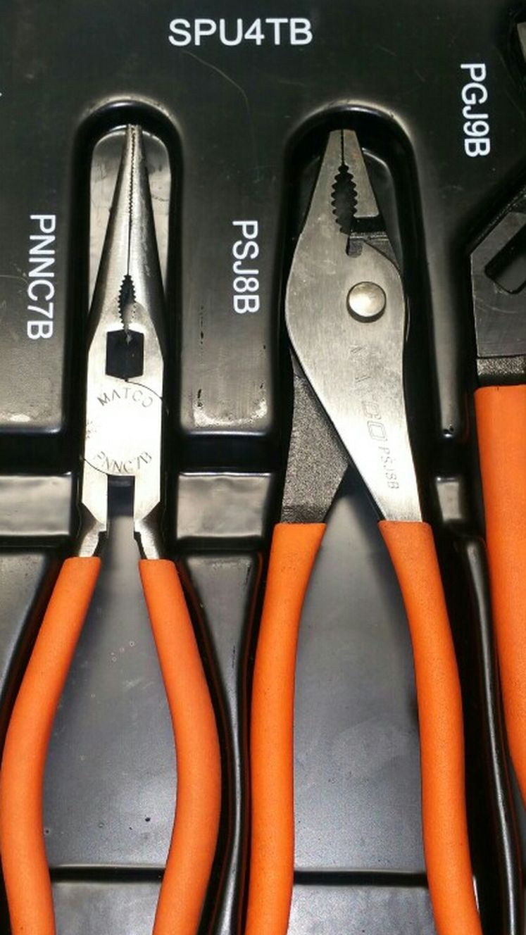Matco pliers store