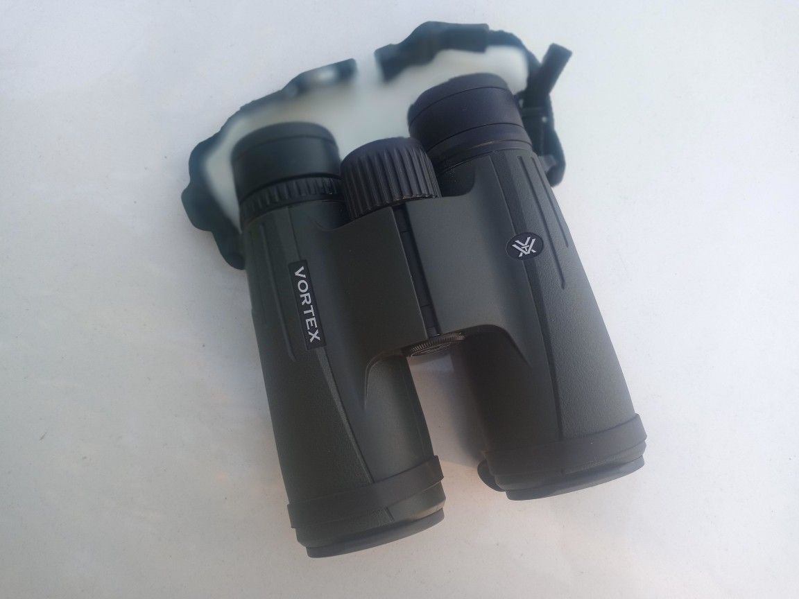 Vortex Viper HD 10x42 Roof Prism Binoculars. Excellent Condition. Just ...